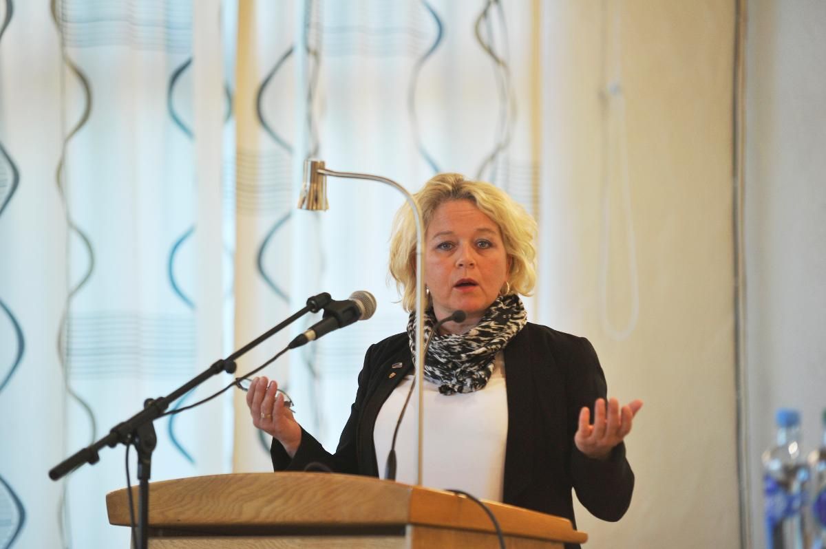Skammelig behandling av eldre mennesker - av-avis.no