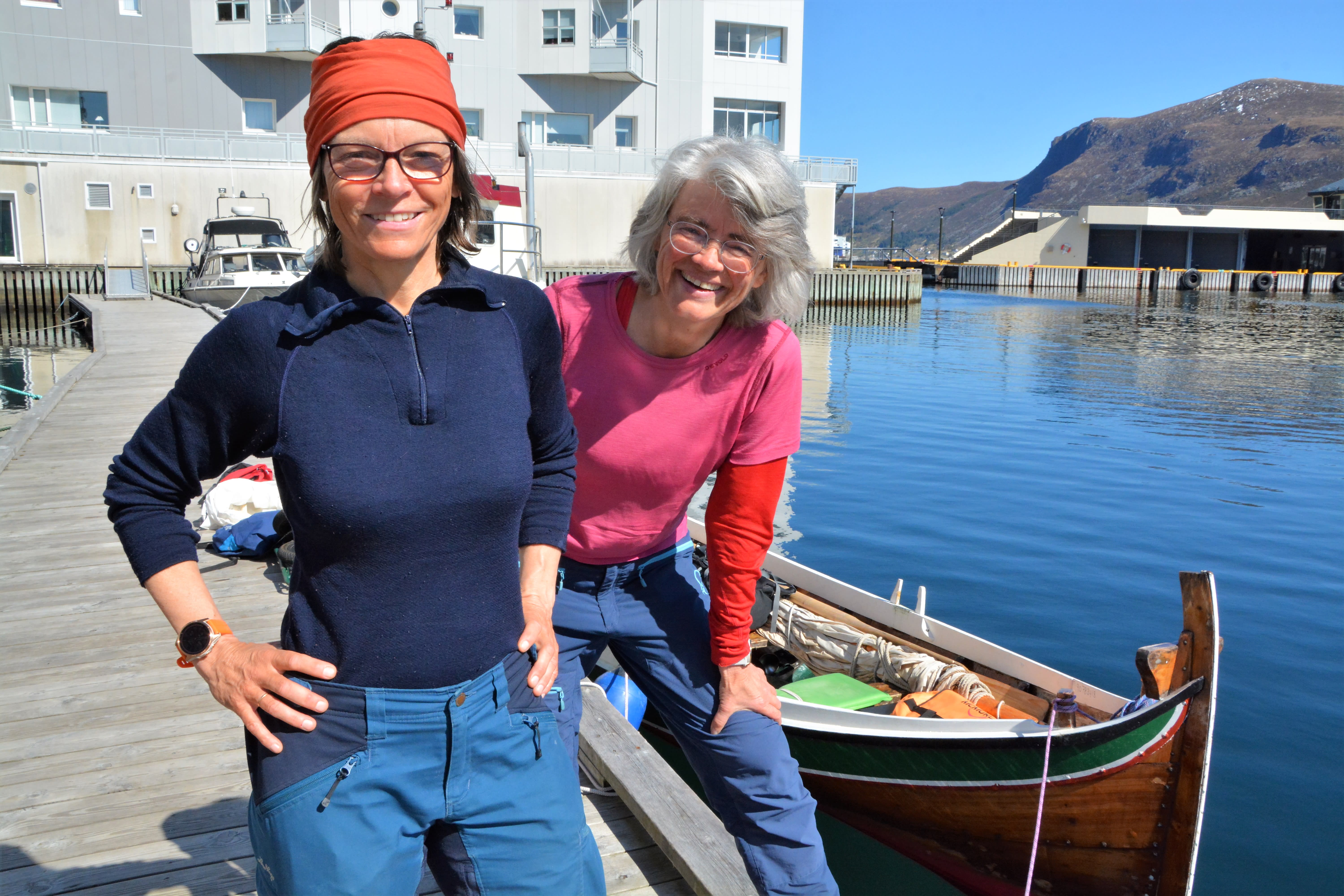 Ine-Lill og Rita har rodd fra Lindesnes til Måløy. Nå trenger de hjelp for å kunne fortsette ...