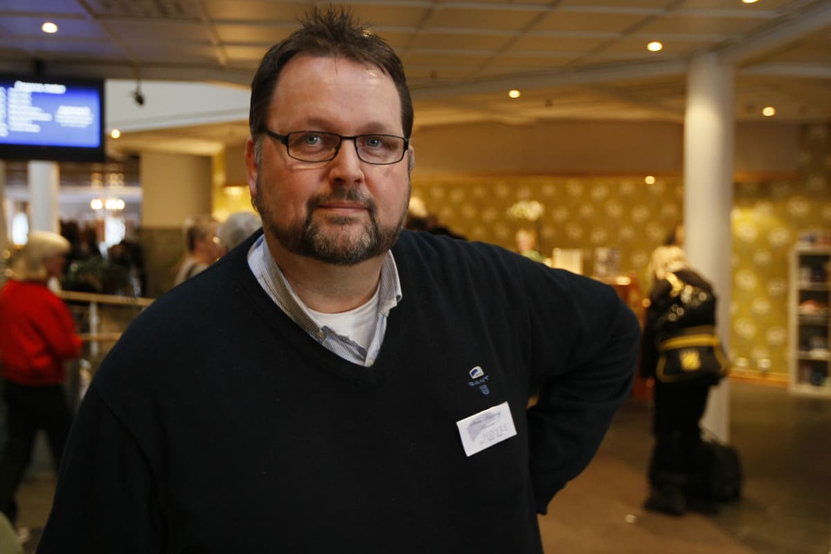 - Begynner å bli en litt underlig dialog - fvn.no