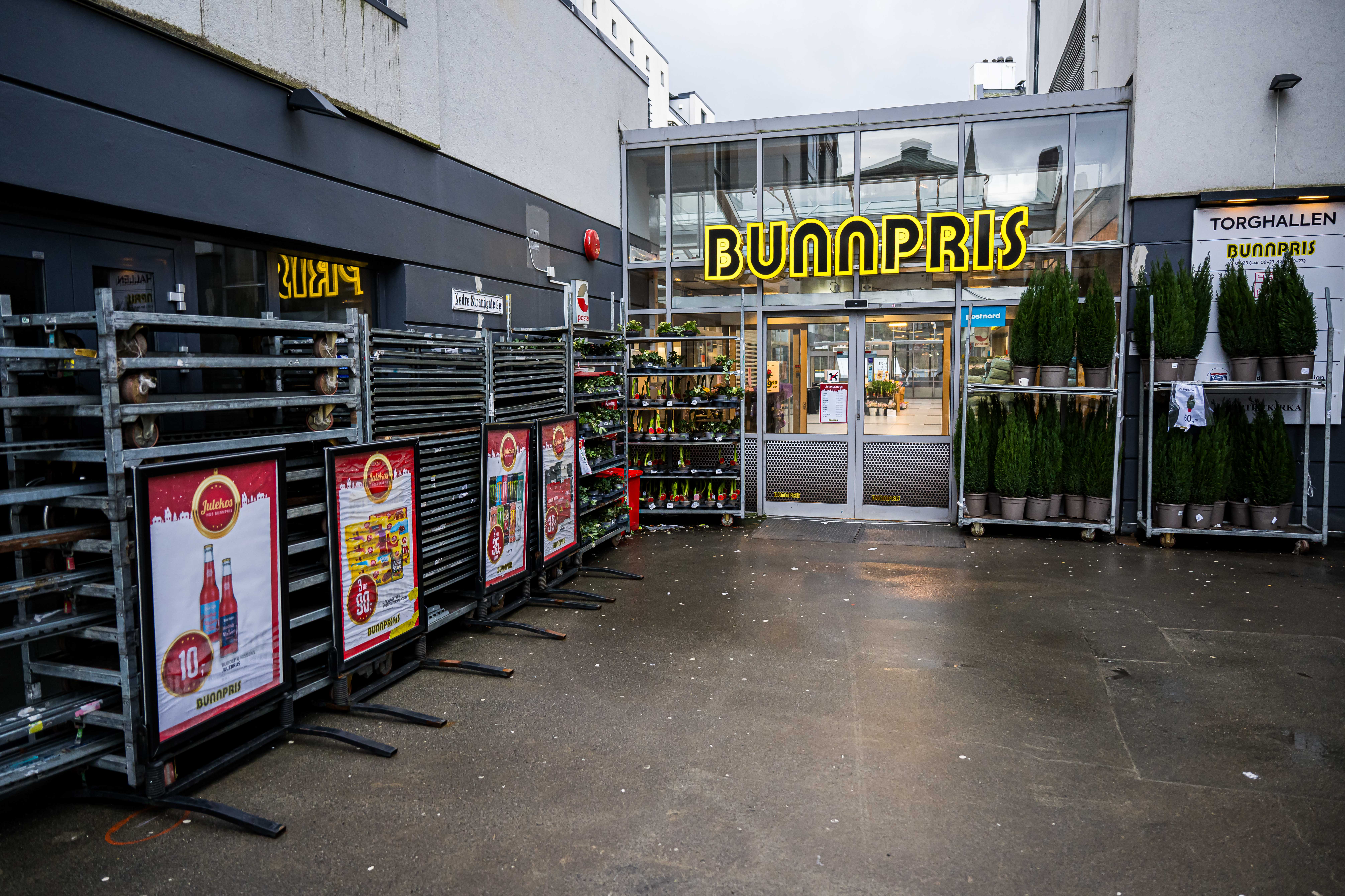 Ransforsøk mot matbutikk i Ålesund - smp.no