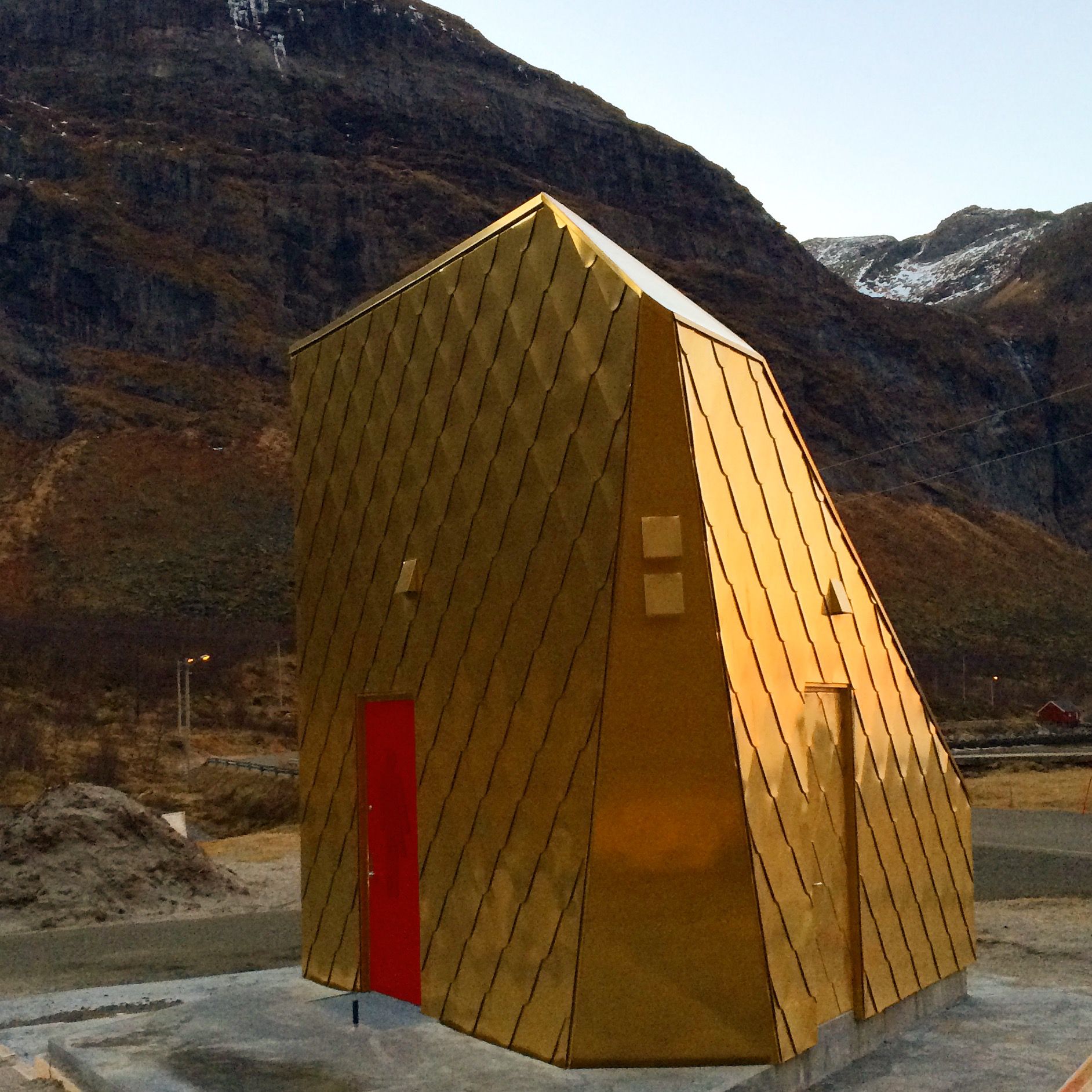 Dette er mer enn en dass - folkebladet.no