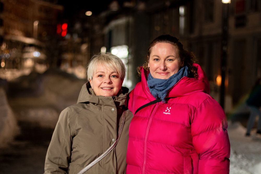 Det er et stort paradoks. Vi representerer 50 prosent av befolkninga ... Det er et stort paradoks. Vi representerer 50 prosent av befolkninga ...