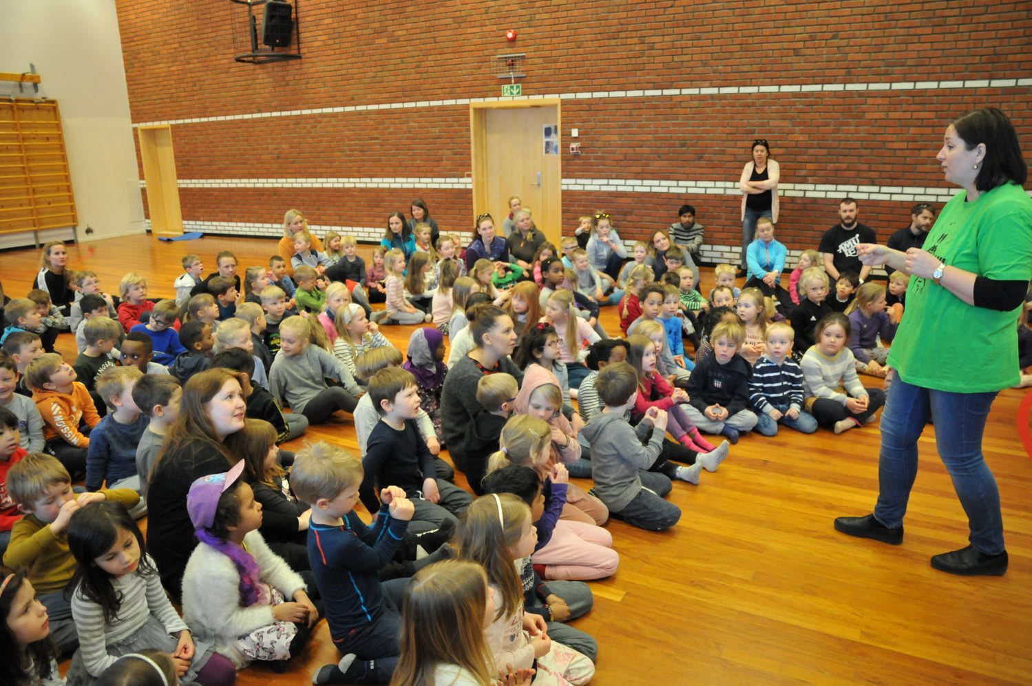 900 barn synger i kor i den nye kommunen - rbnett.no