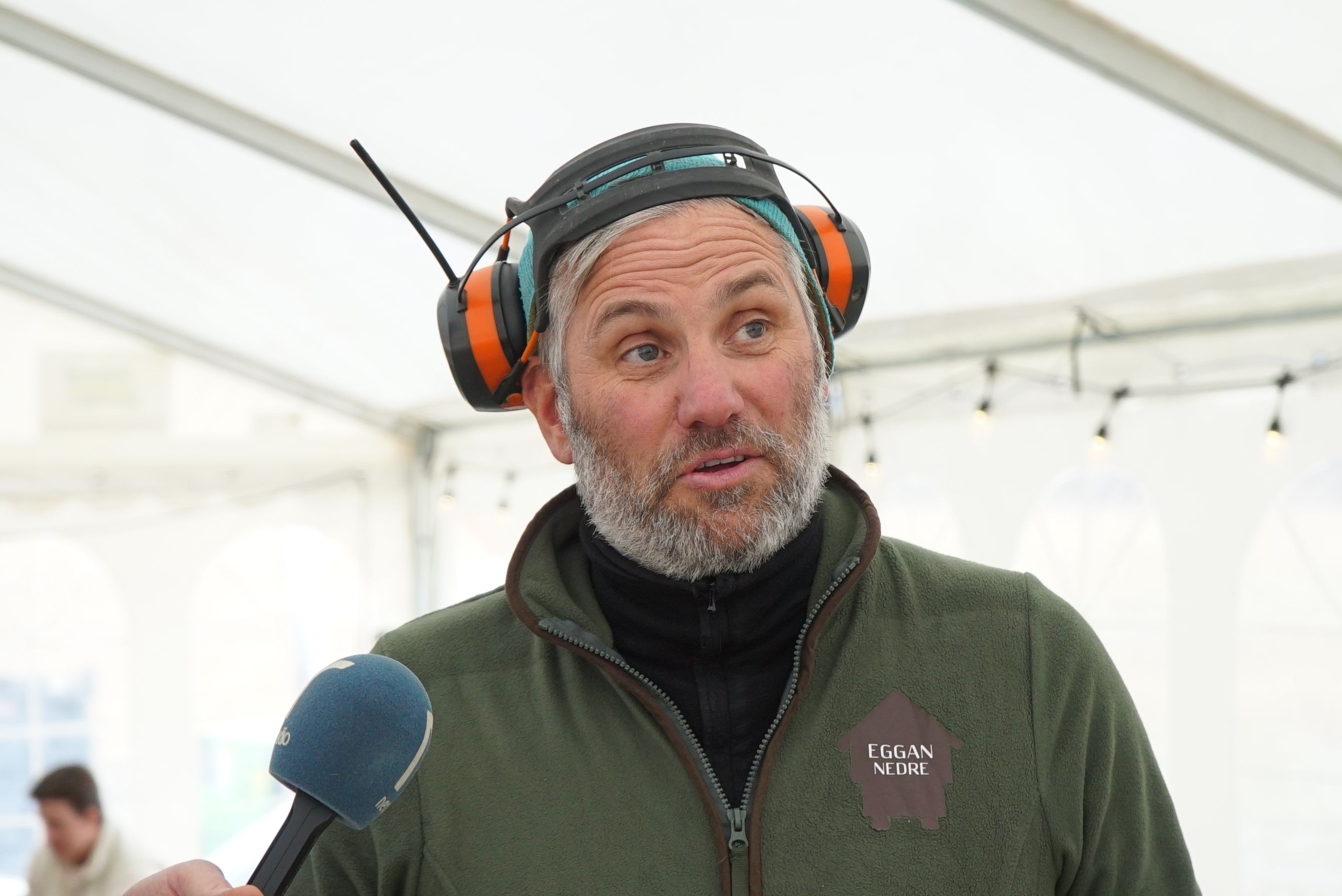 VM-fest på Nedre Eggan: – Her er det ingen VIP-lounge - nearadio.no