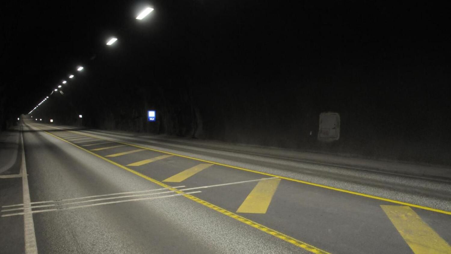 Måtte stenga etter at kvinne og barn gjekk i tunnelen - bomlo-nytt.no