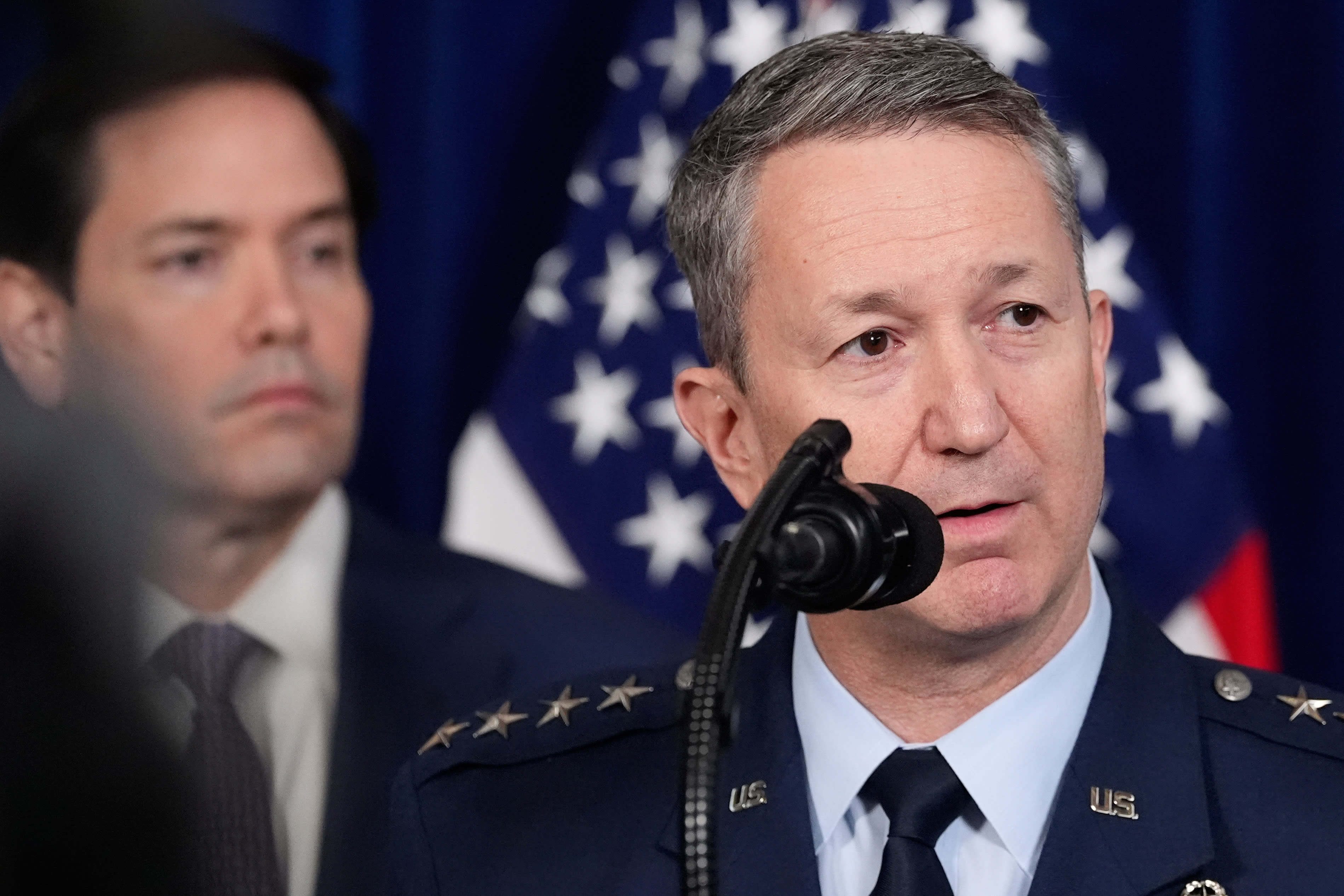 Amerikansk militærtopp: Over 150 luftfartøy ble brukt i angrepet mot ...