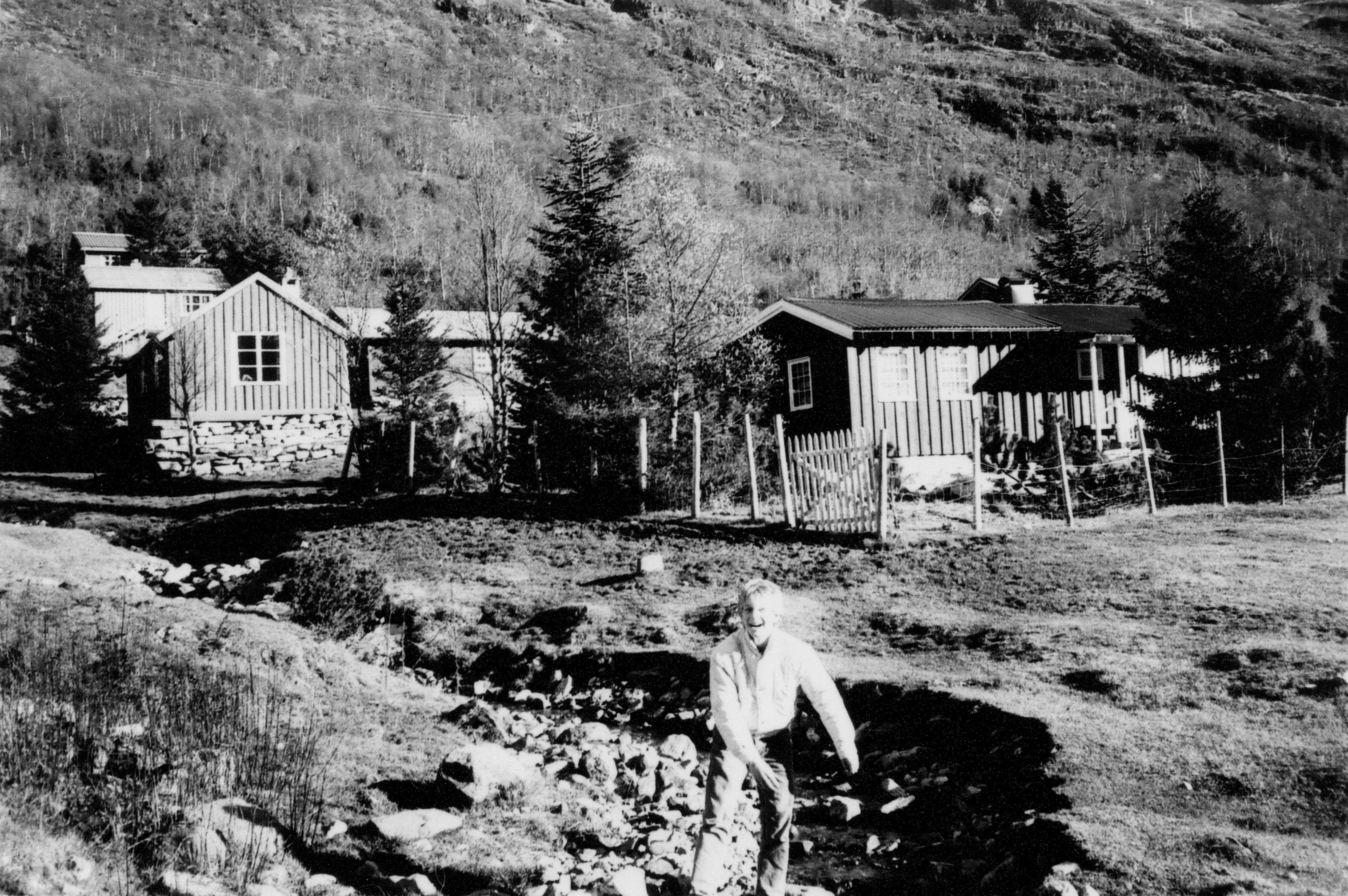 Berre bekken brusar i den stille kveld - smp.no