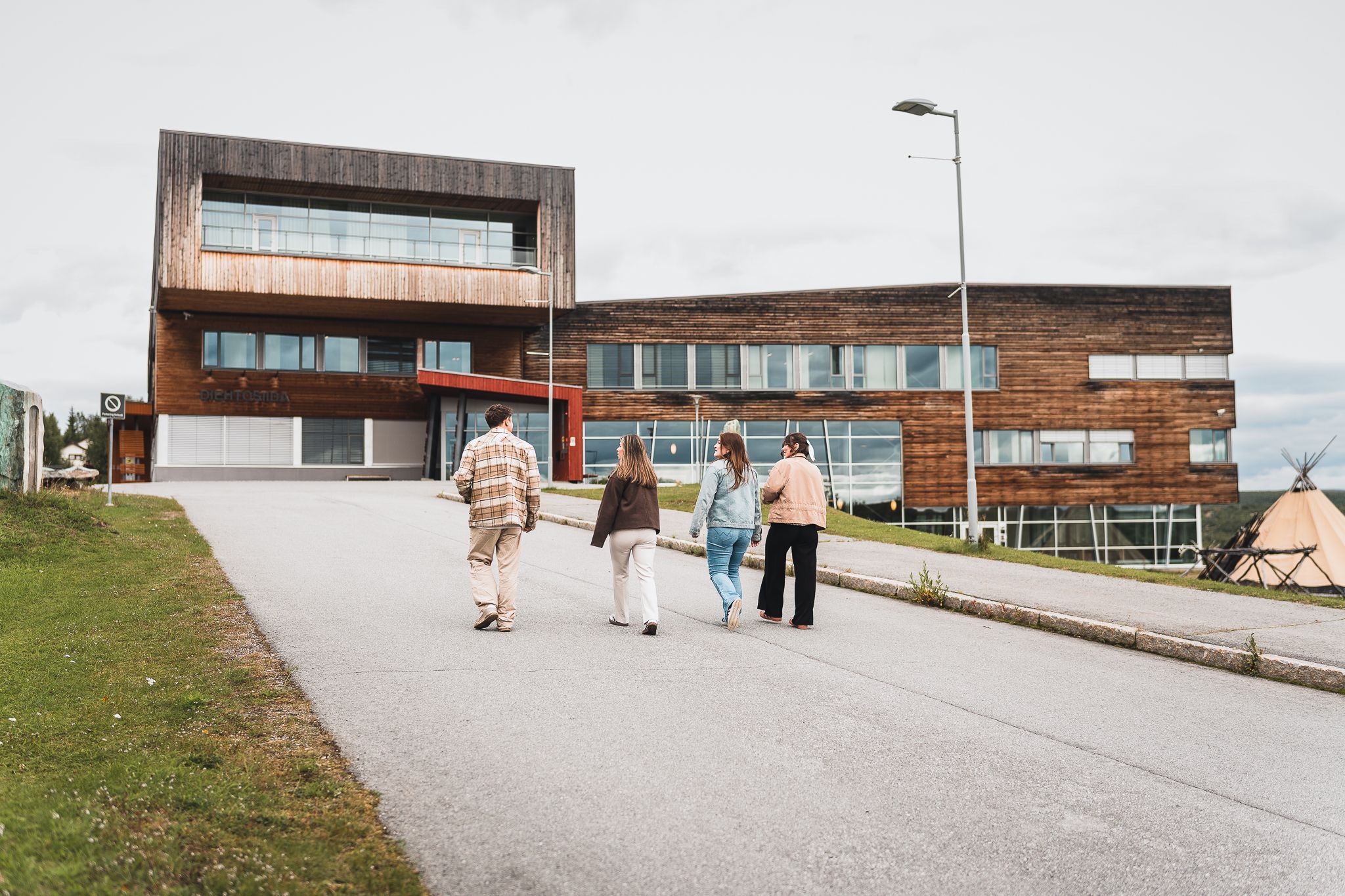 Matlaging førte til utrykning: – En del røyk - altaposten.no