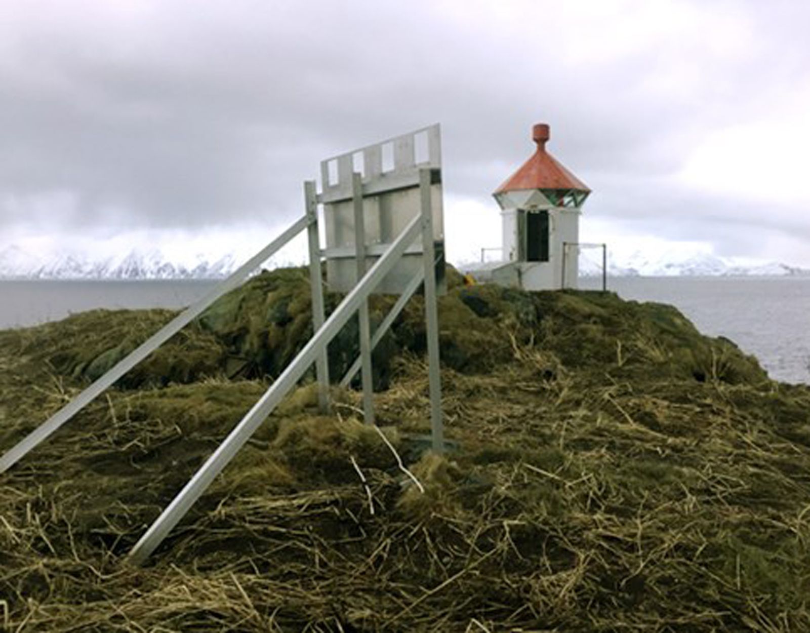 Tyver mørkla fyrlykt - kystogfjord.no