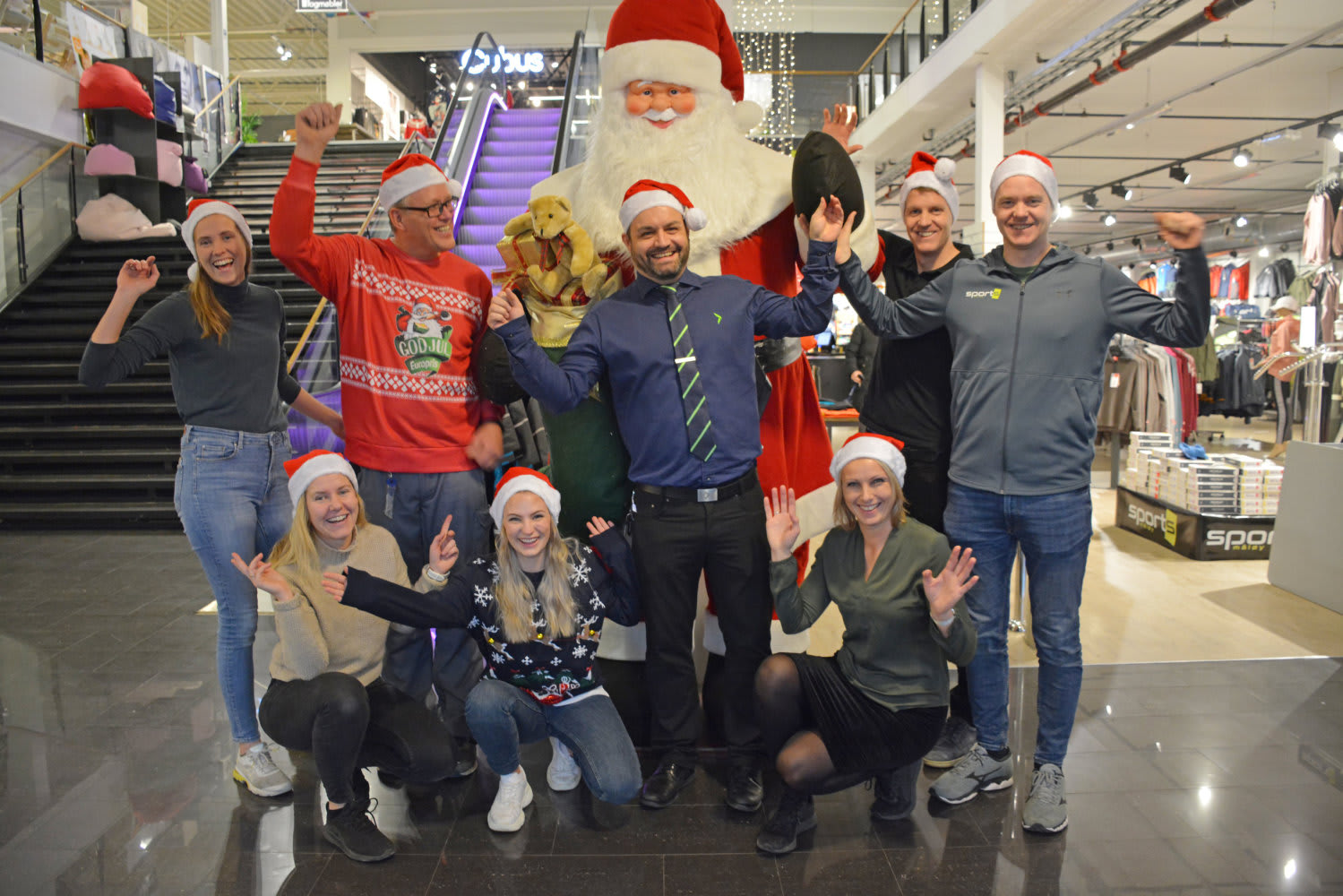 Byr på nyheter og julestemning - fjt.no