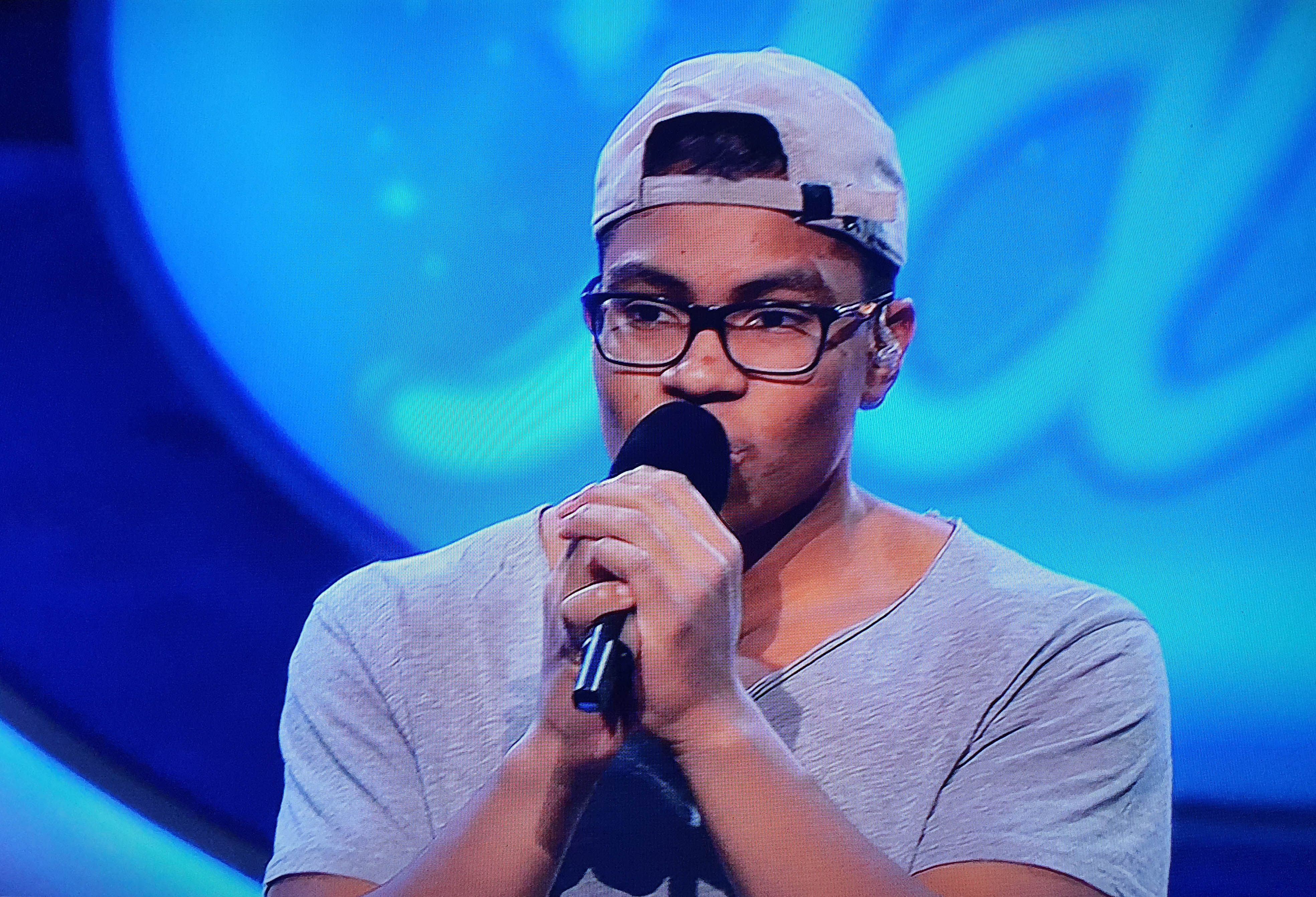 I kveld blir ni Idol-deltakere til åtte - driva.no