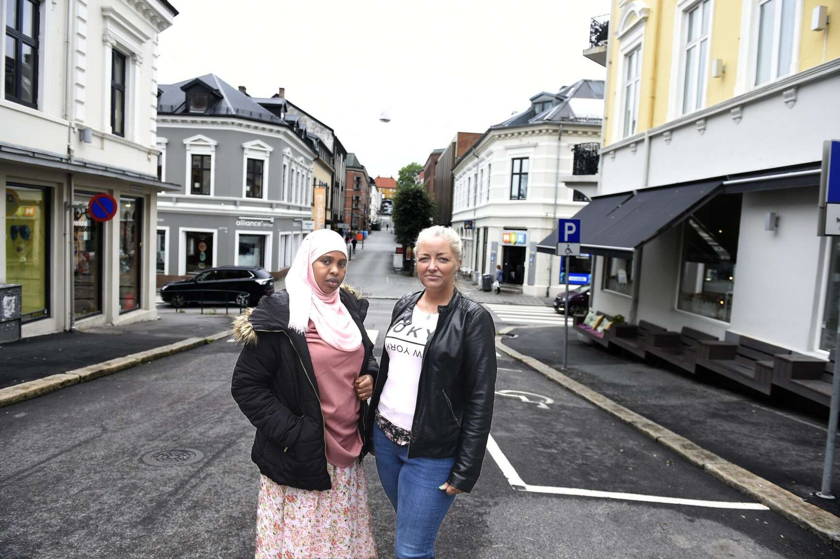 Alenemødrene om å få endene til å møtes: – Jeg er ganske enkelt fattig ...