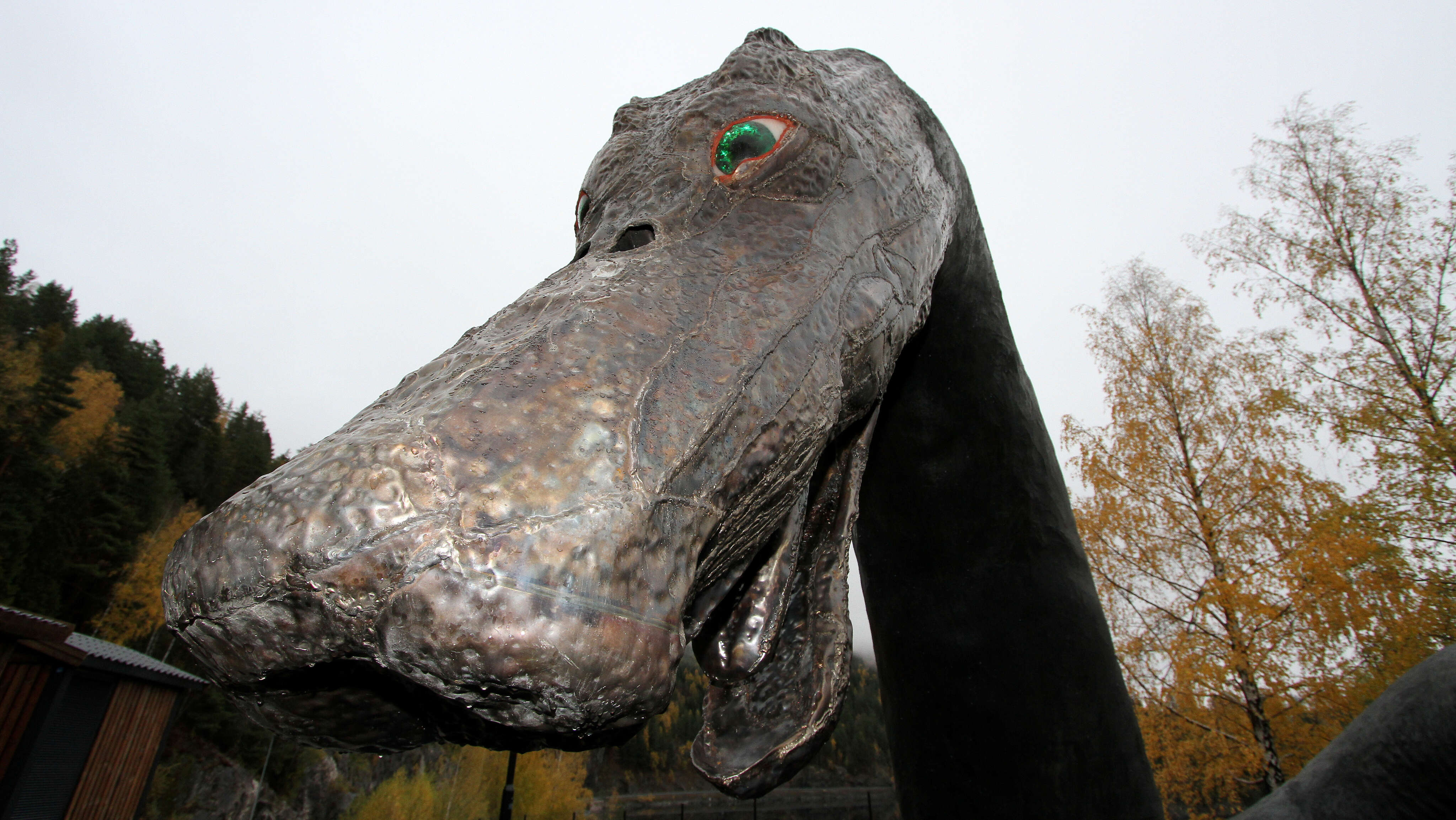 Nå kan du møte dette uhyret langs riksveien: – Ganske skummel - varden.no