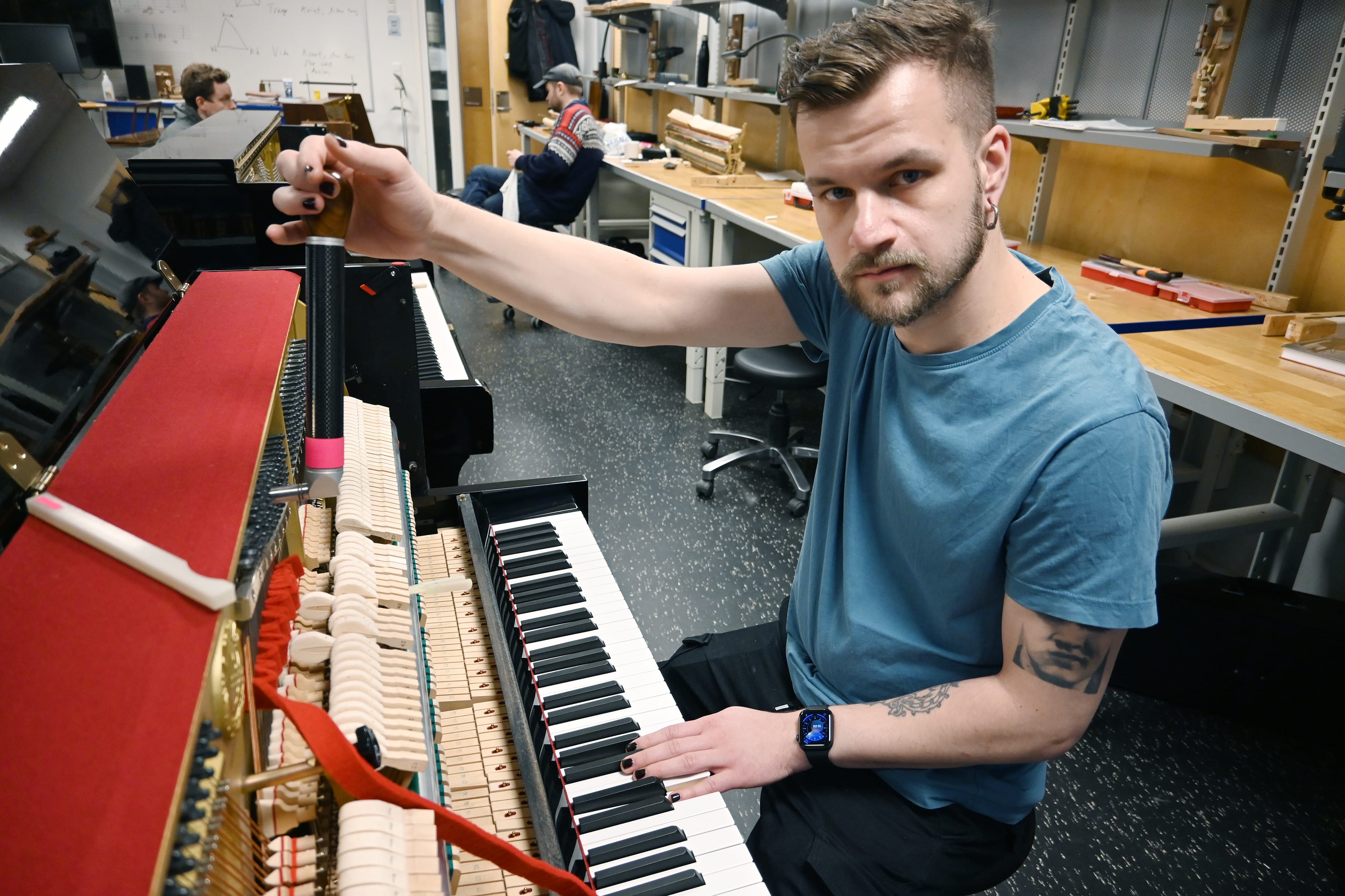 Nils Martin fra Alta tar det piano - altaposten.no