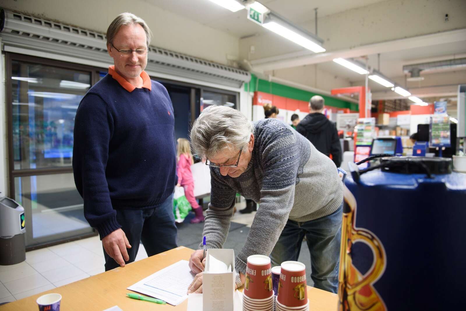Får berre støtte frå gamle menn - sunnhordland.no