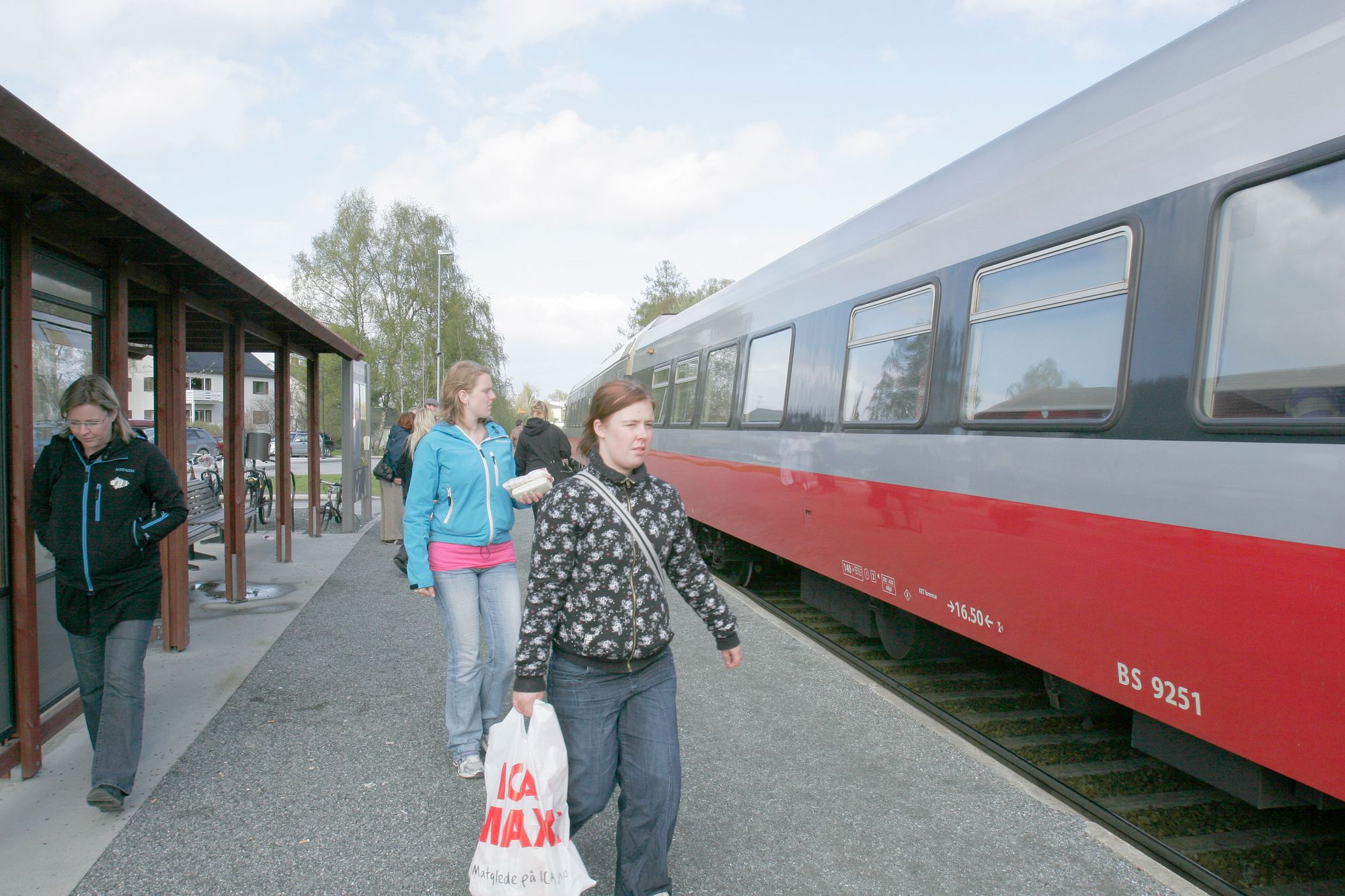 Finnes det en mulighet til å få tilbake tog- holdeplassen ved Sykehuset ...