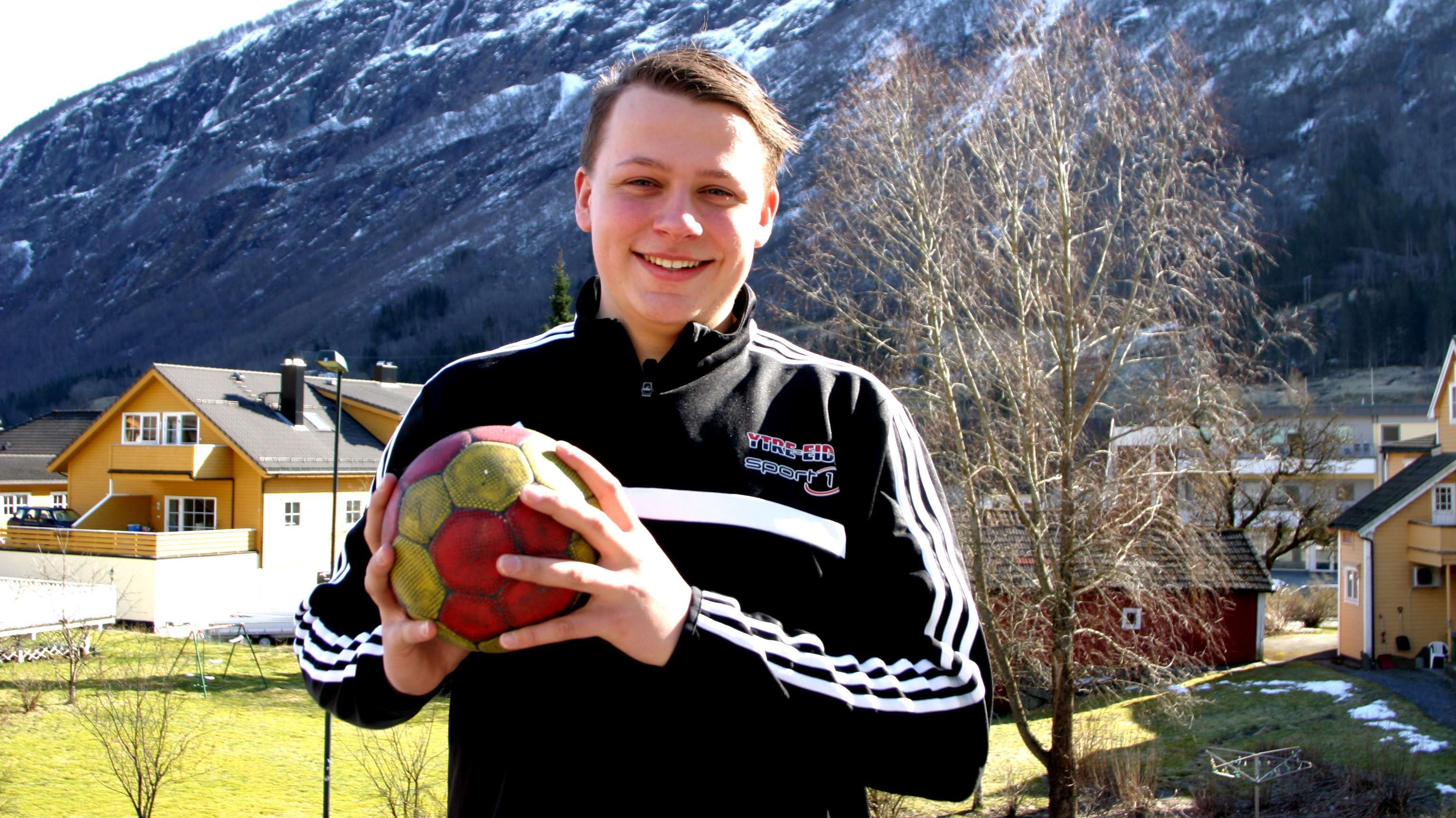 Runar Walaker på landslaget - fjordingen.no