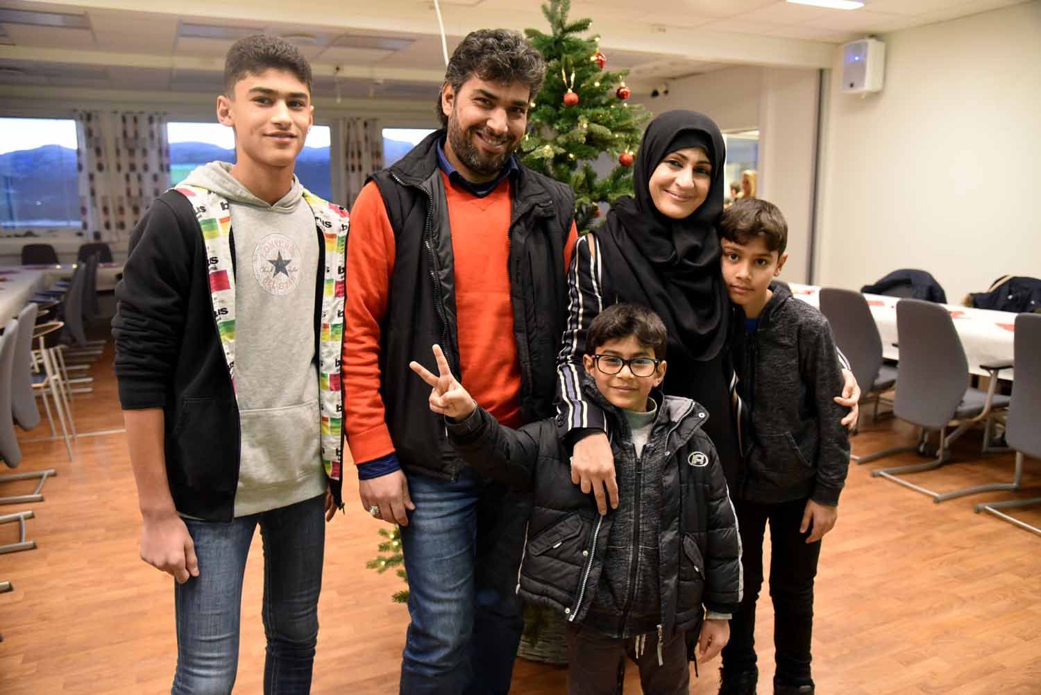 Feirer jul sjøl om vi er muslimer. Det er viktig å ta del i norske ...