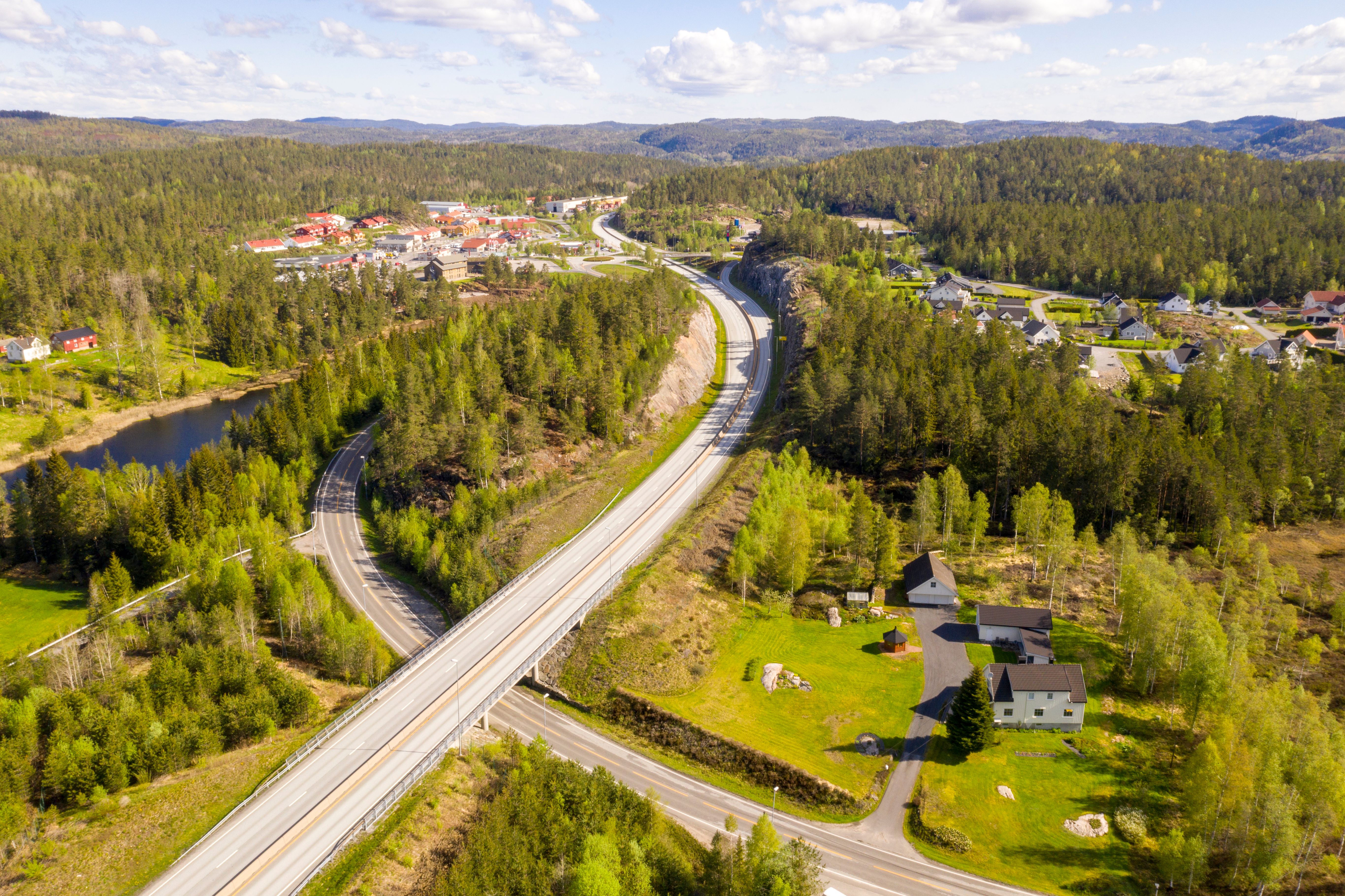 15 år gamle veier erstattes av ny motorvei - fvn.no