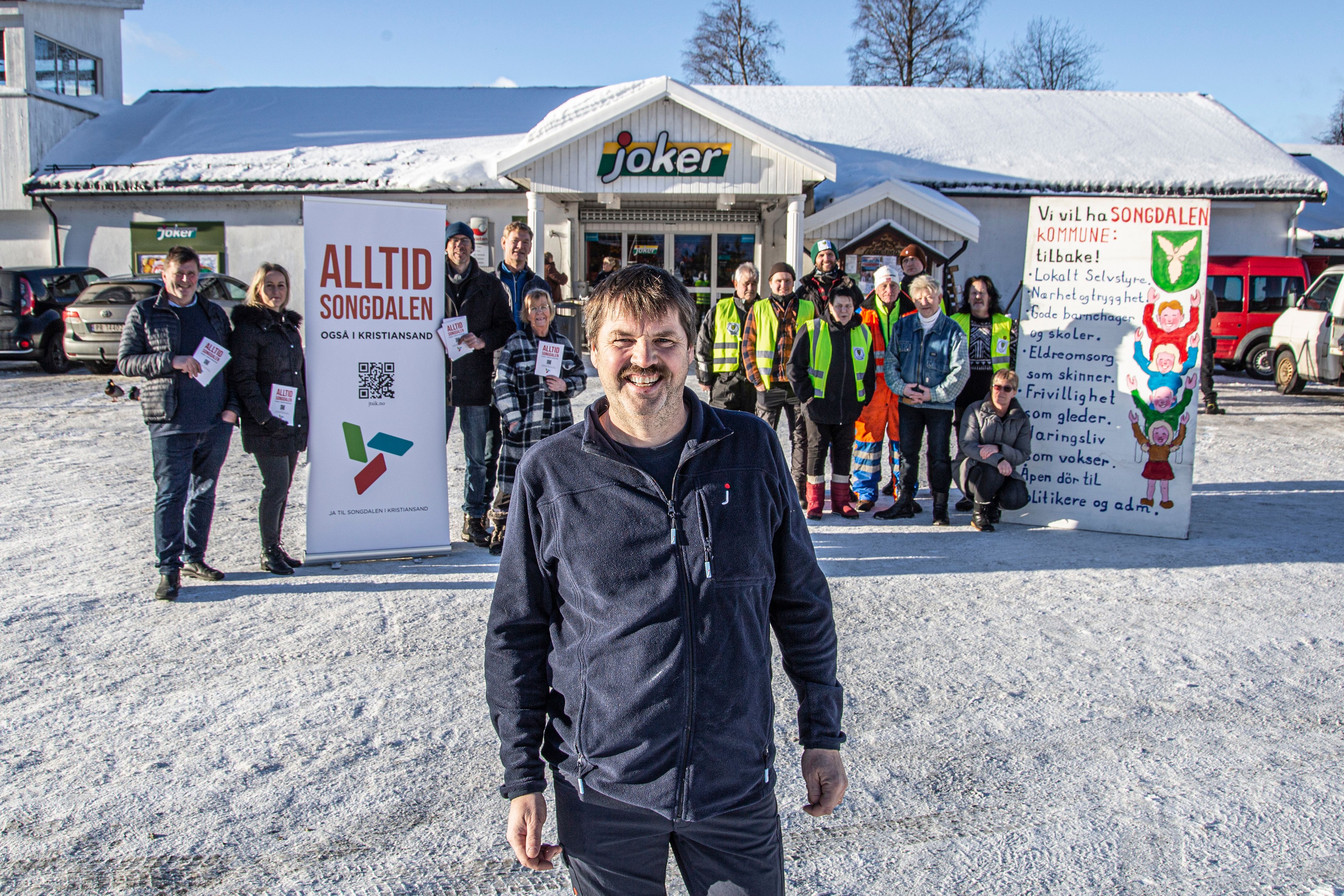 Kamp om stemmene i bygda: – Butikken skal være ei nøytral sone - fvn.no