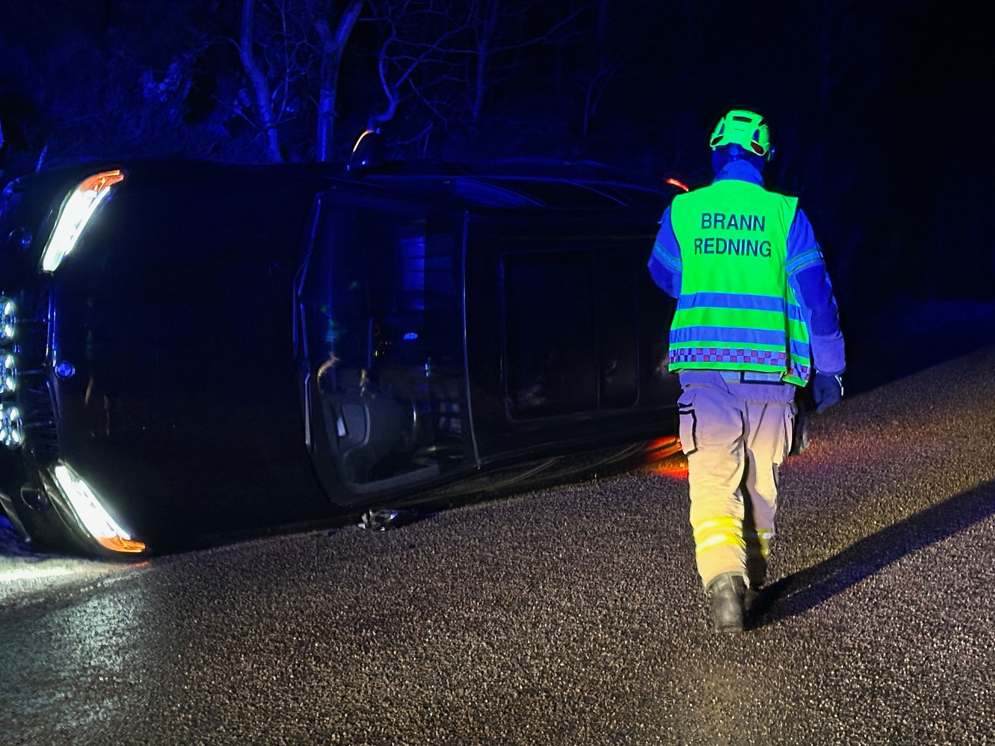 To kjøretøy involvert i ulykke: – Glatte forhold - hitra-froya.no
