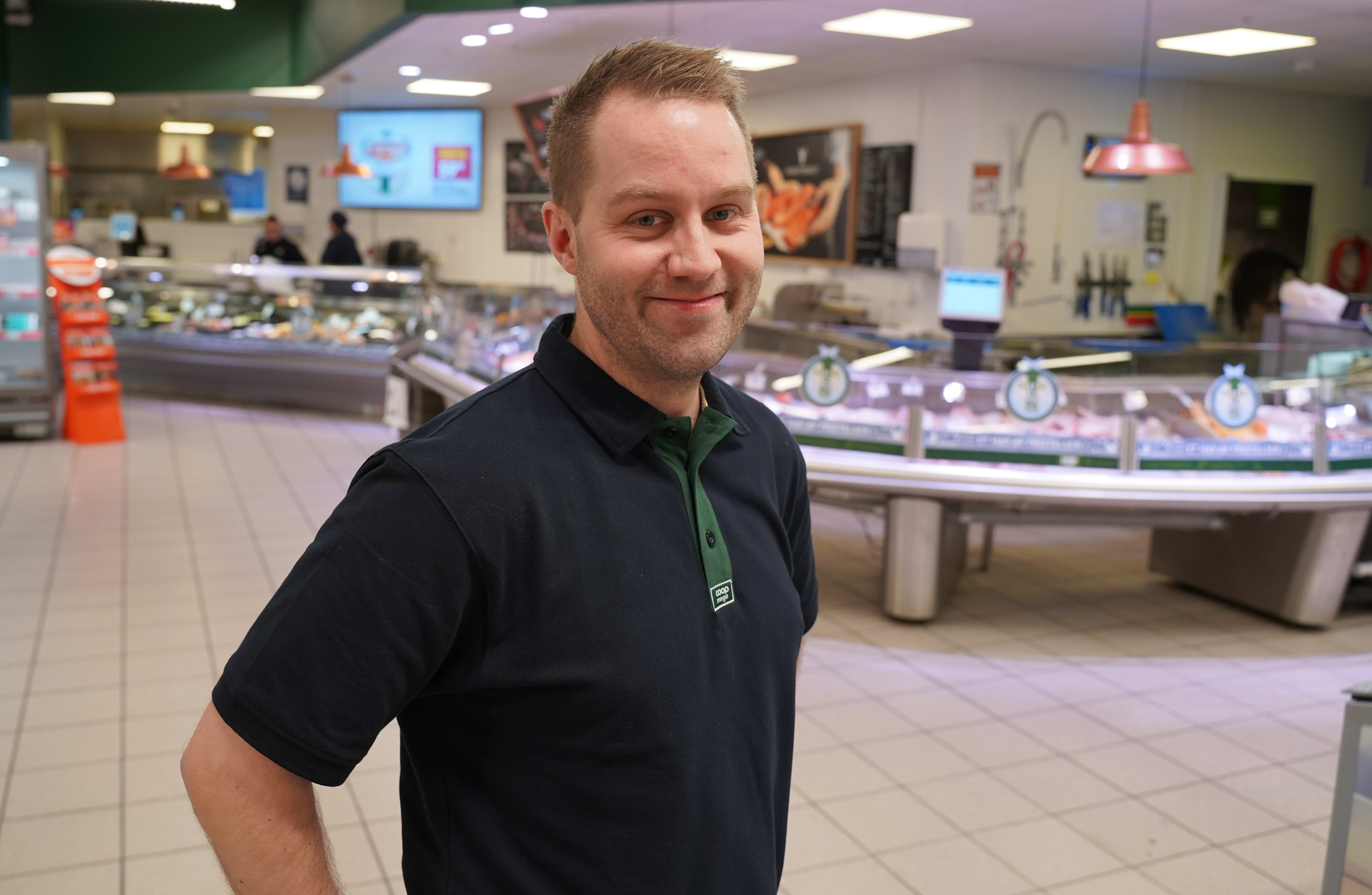 Aldri før har så mange handlet i butikken: – Vi skal feire rekorden ...