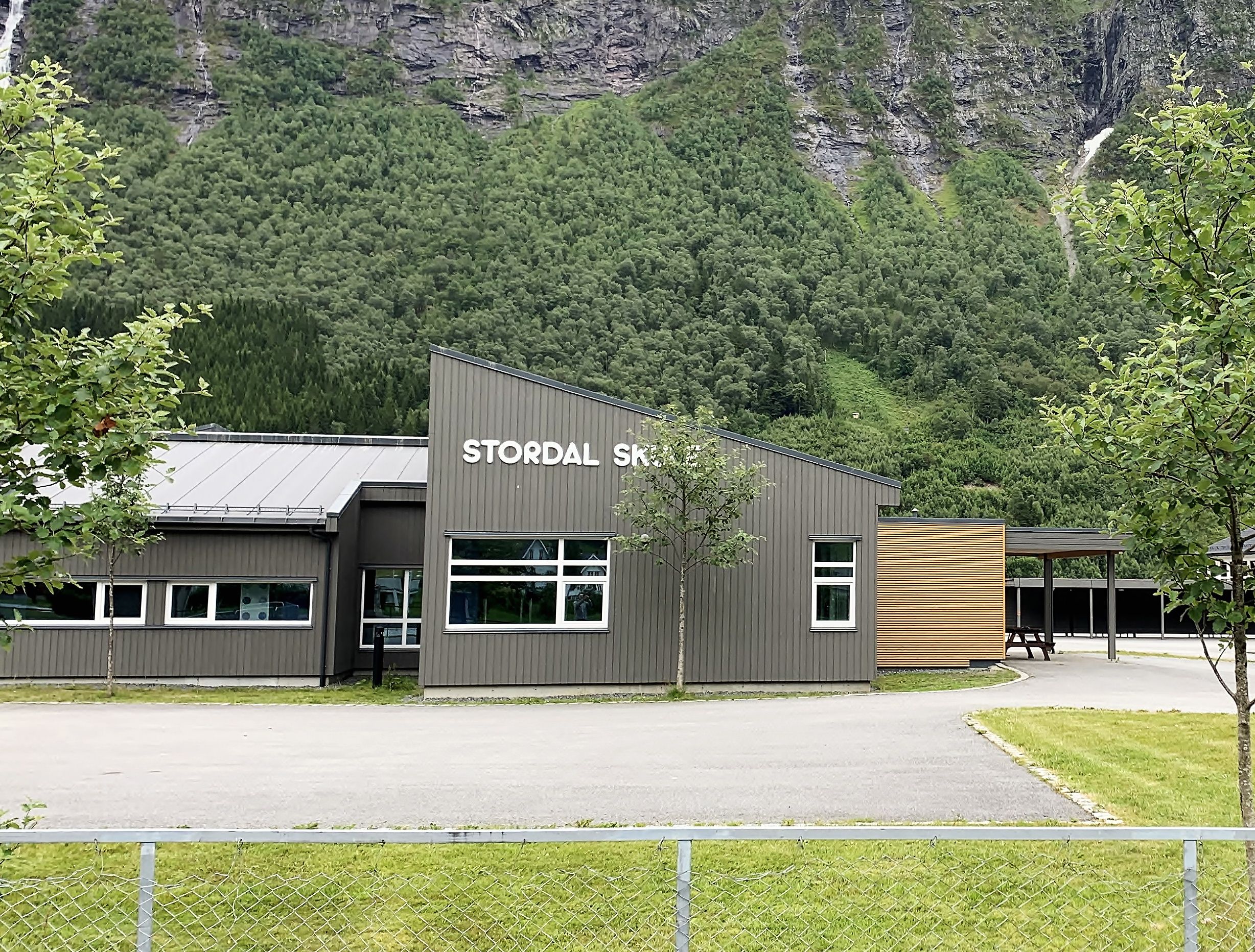 Her blir det heimeundervisning ut veka - smp.no