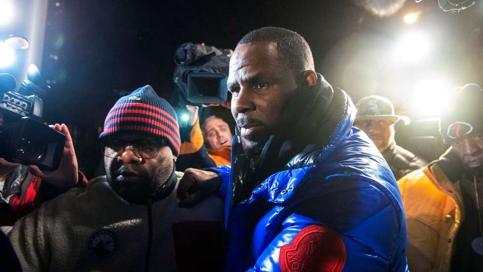 R. Kelly erklærer seg ikke skyldig i seksuelle overgrep - smp.no