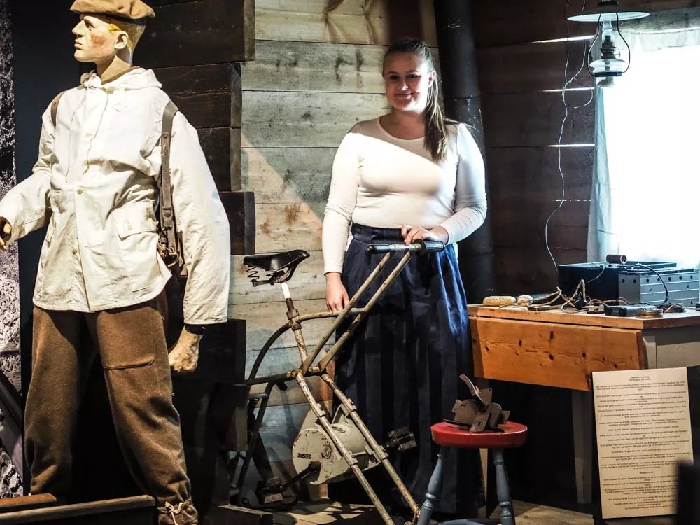 Ungdommen forteller krigshistorien - nearadio.no