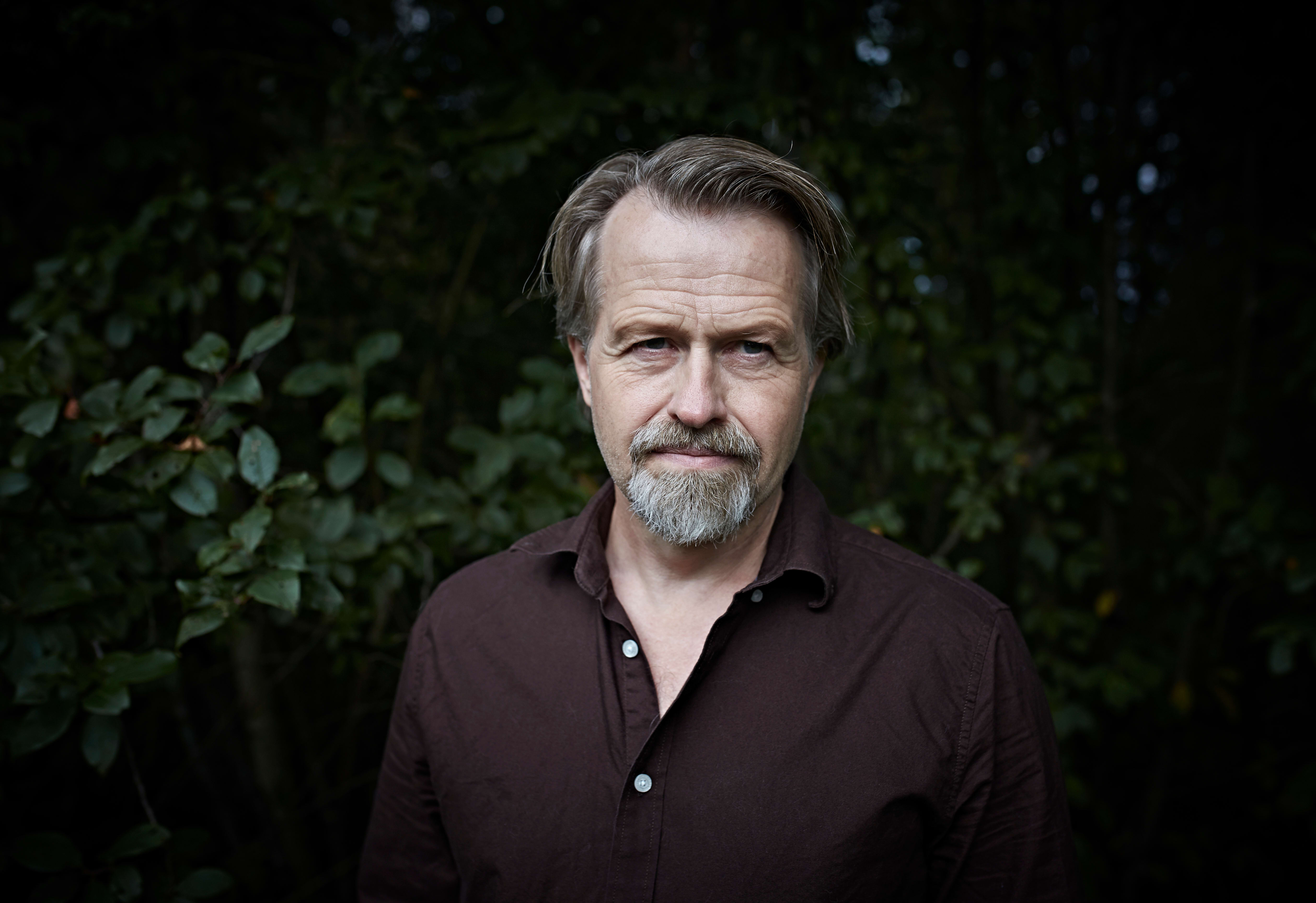 Hedres for å skrive om døden i barnebok. Nå skriver Ragnar på takketale ...