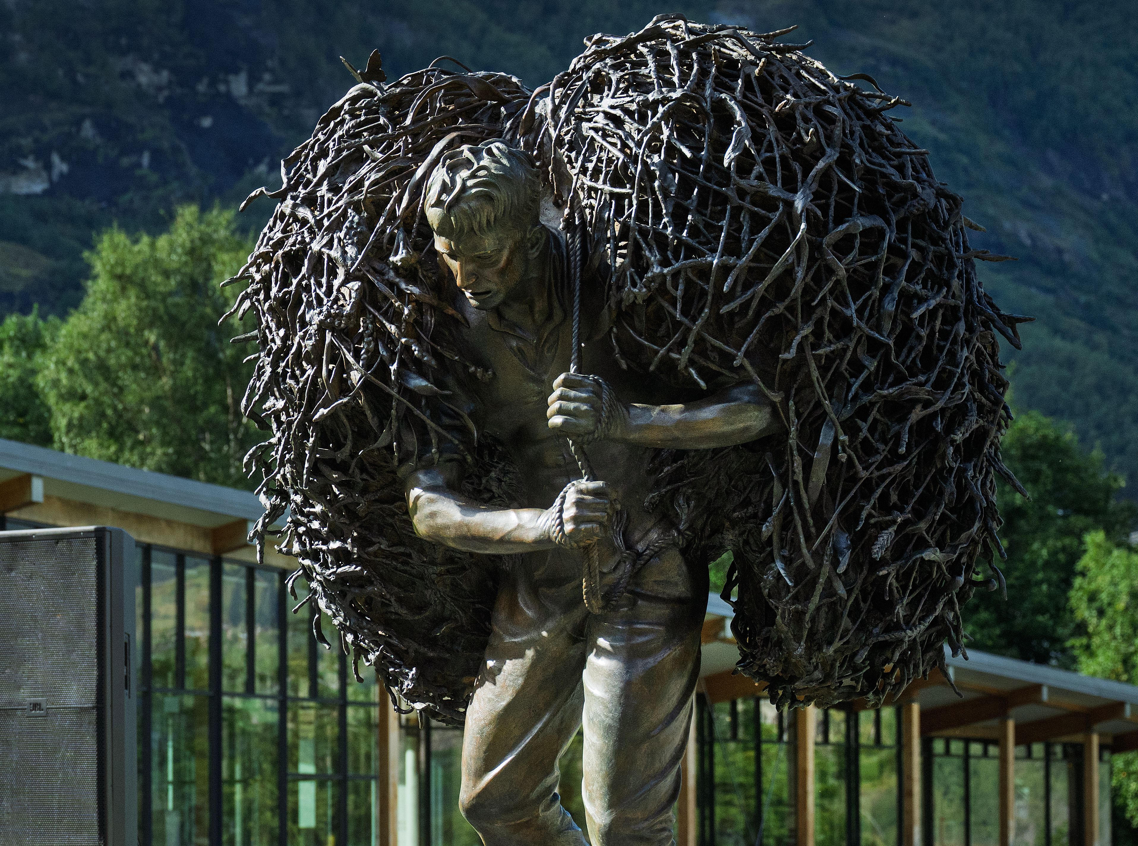 Jobbar for samling av Stavseng-kunst i Stordal - smp.no