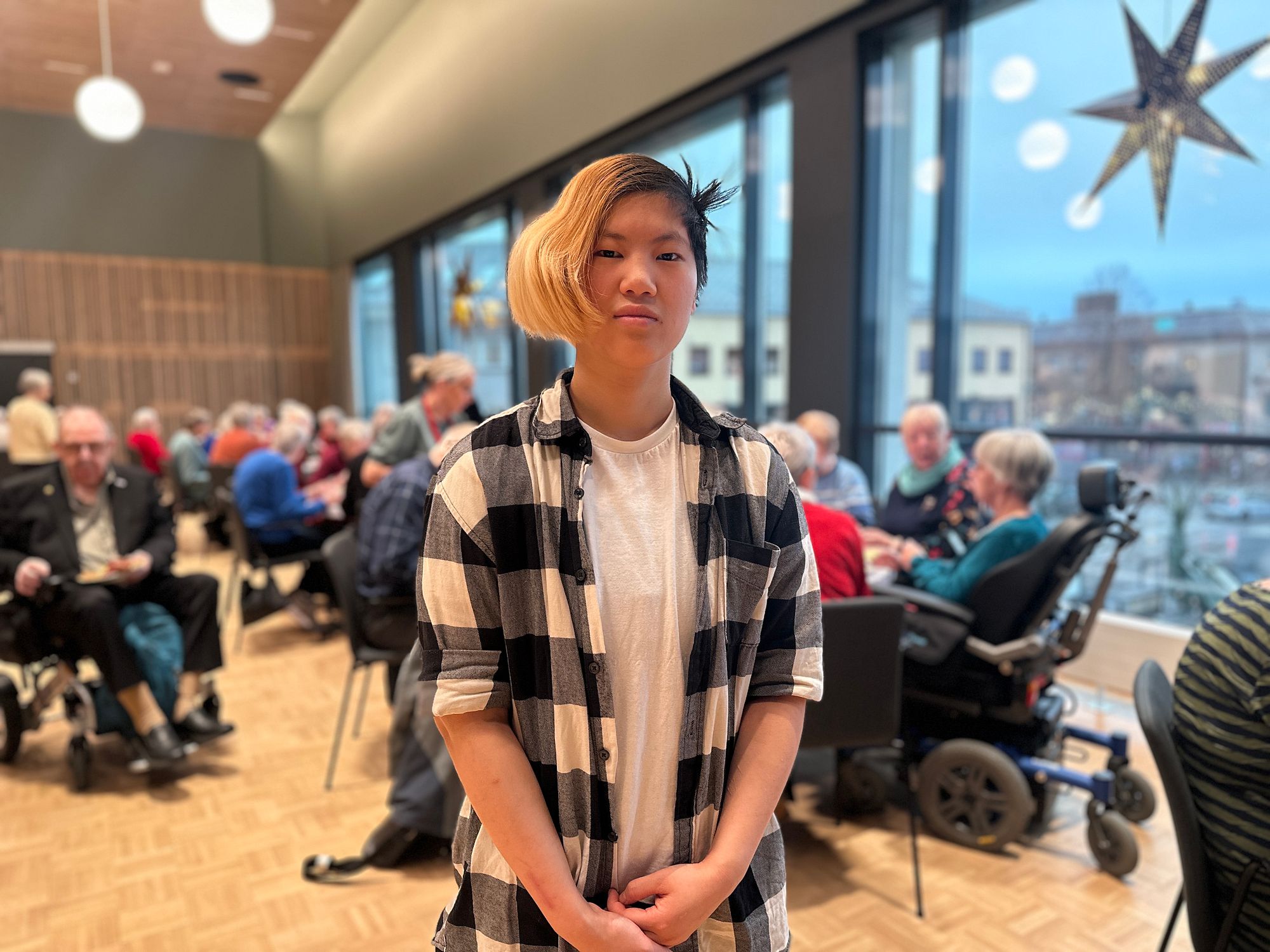 Åtti gjester til julefro­kost: – Begynner å bli veldig fullt her nå ...
