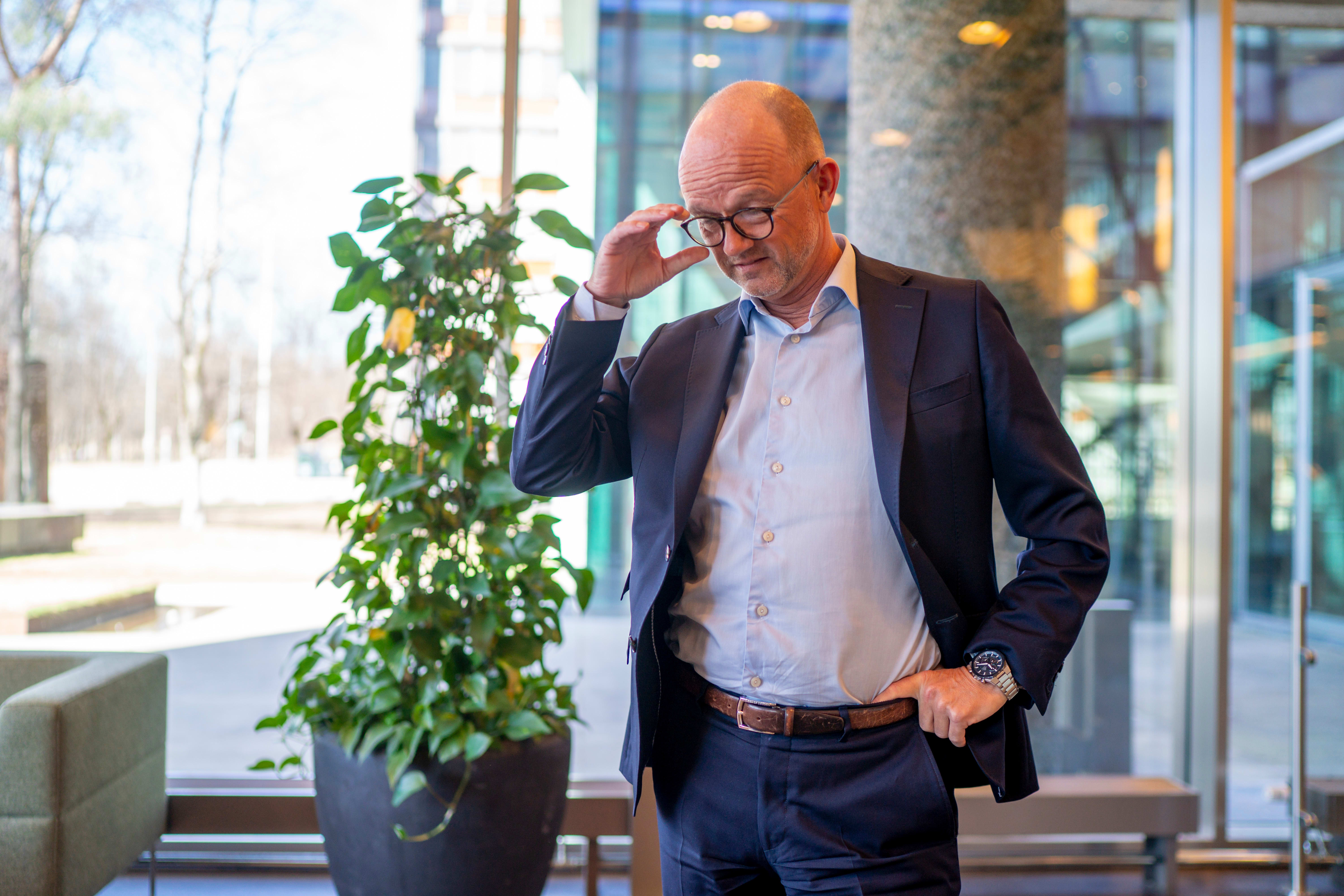 NHO-sjefen: – Høye lederlønninger og millionbonuser hadde en pris ...