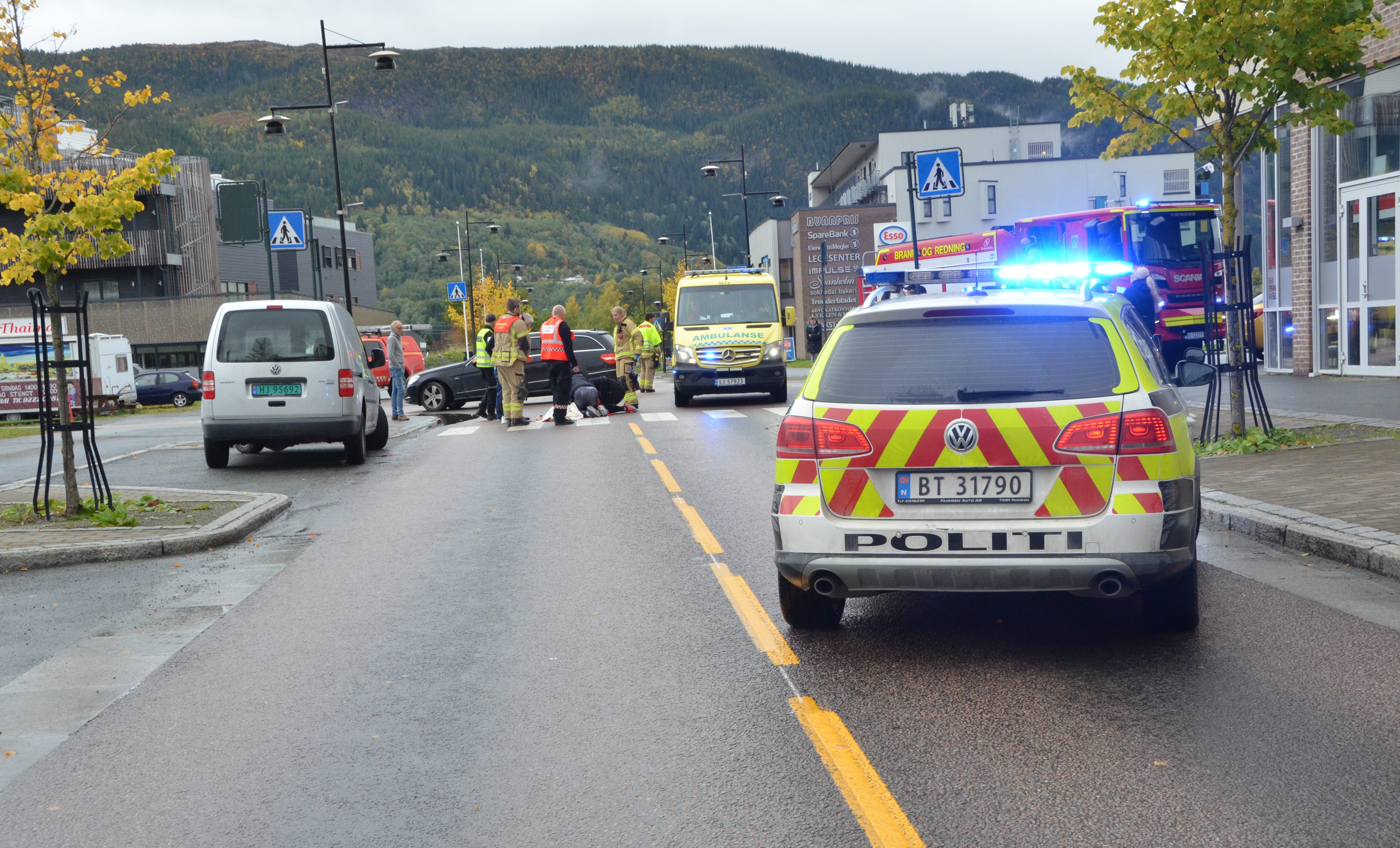 Påkjørt av traktor i Melhus sentrum - tronderbladet.no
