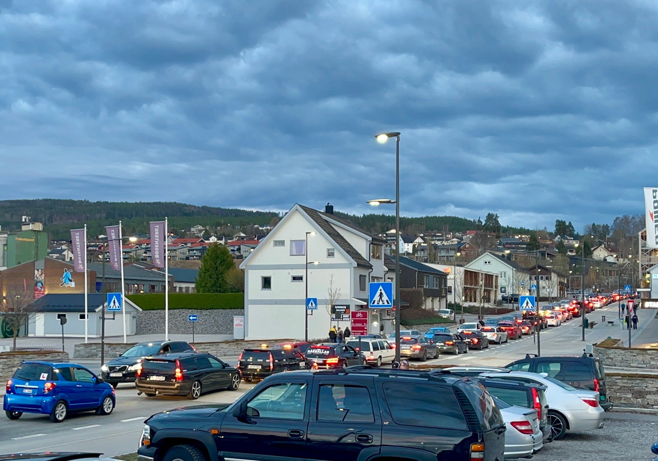 Her sto trafikken bom stille: – Vi er forplikta til å gjøre noe. Dette ...
