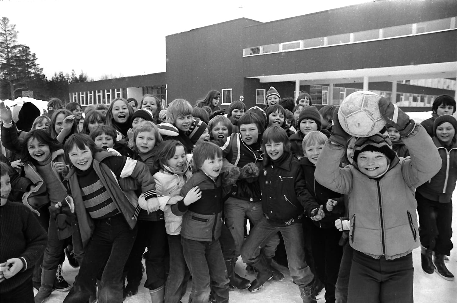 Fotominne: Glade elever på Olsborg - folkebladet.no