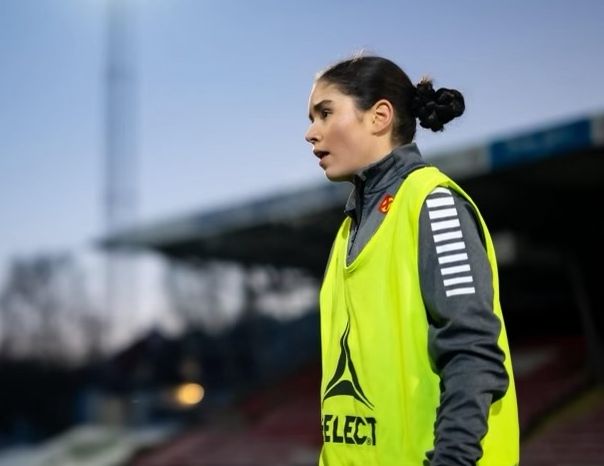 Slik endte Tromsø-jenta Isabel (17) på afrikansk landslag - itromso.no