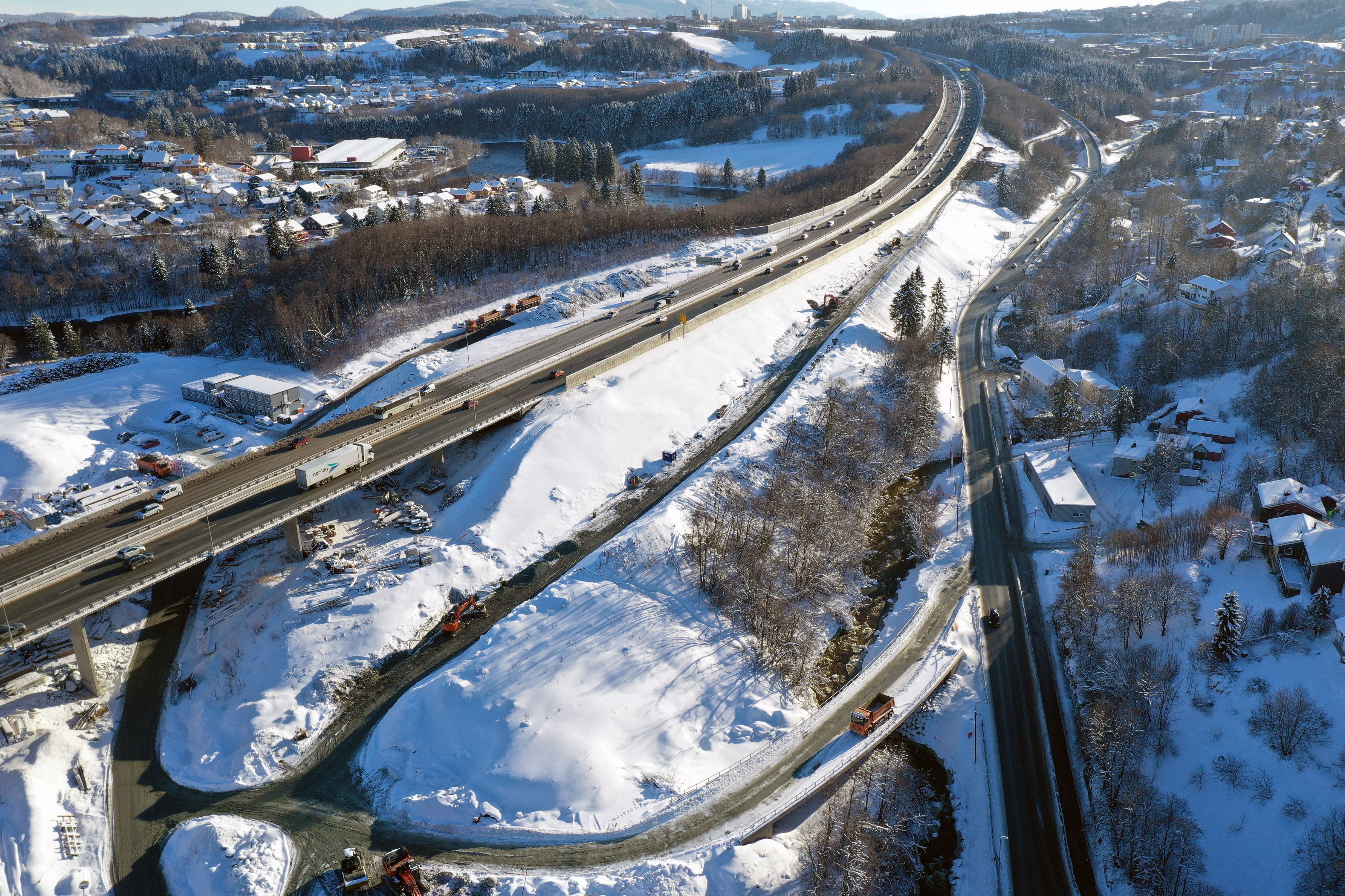 Må stenge ett felt på E6 - klebuposten.no