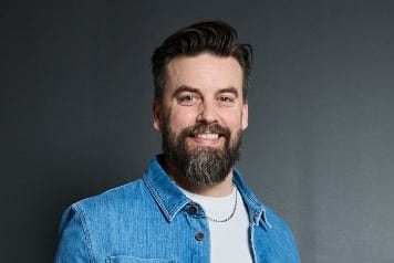 Har fire butikker i Grenland: Nå bytter kjeden navn