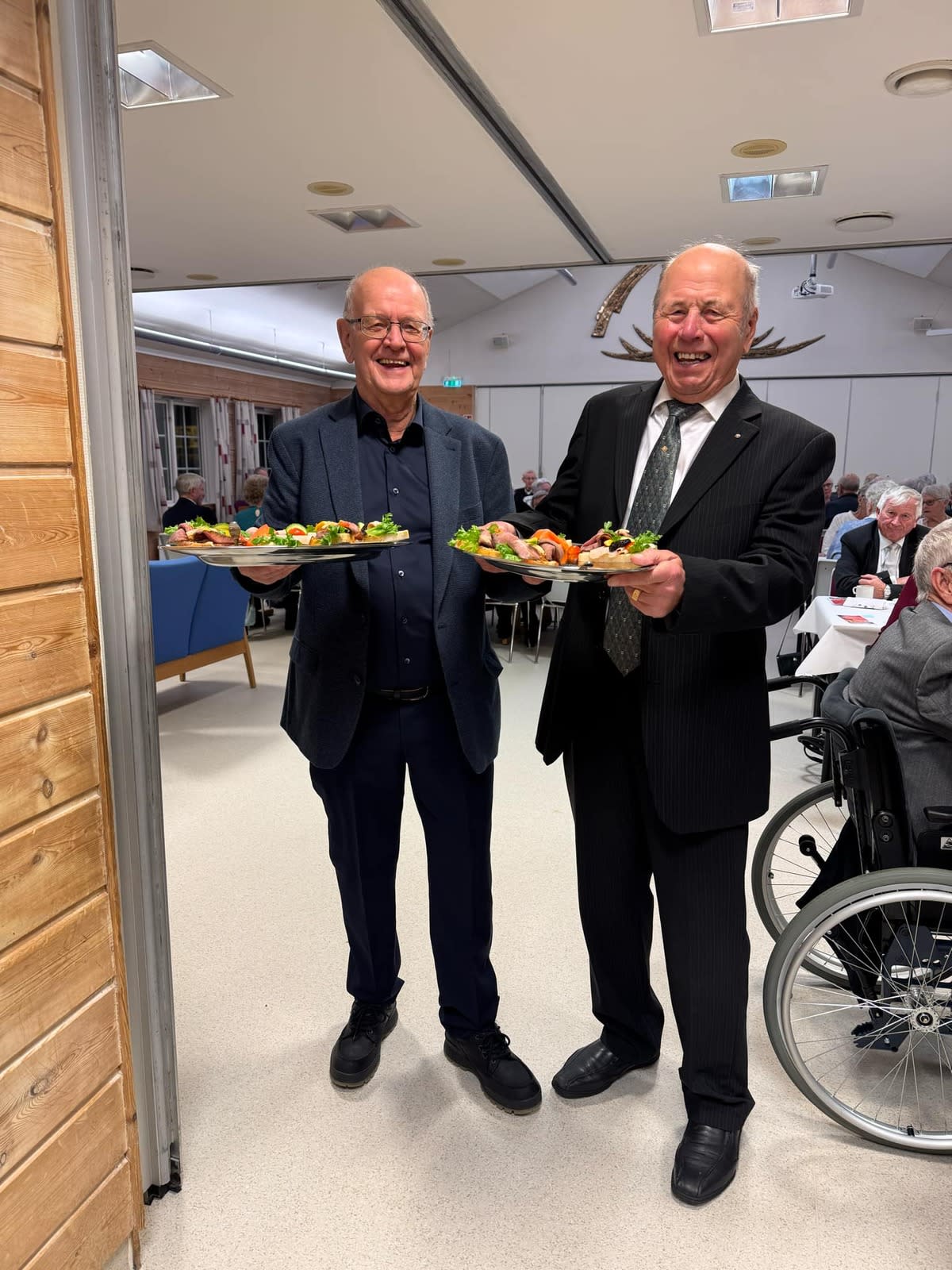 90 på eldrefest i Indre Arna - bygdanytt.no