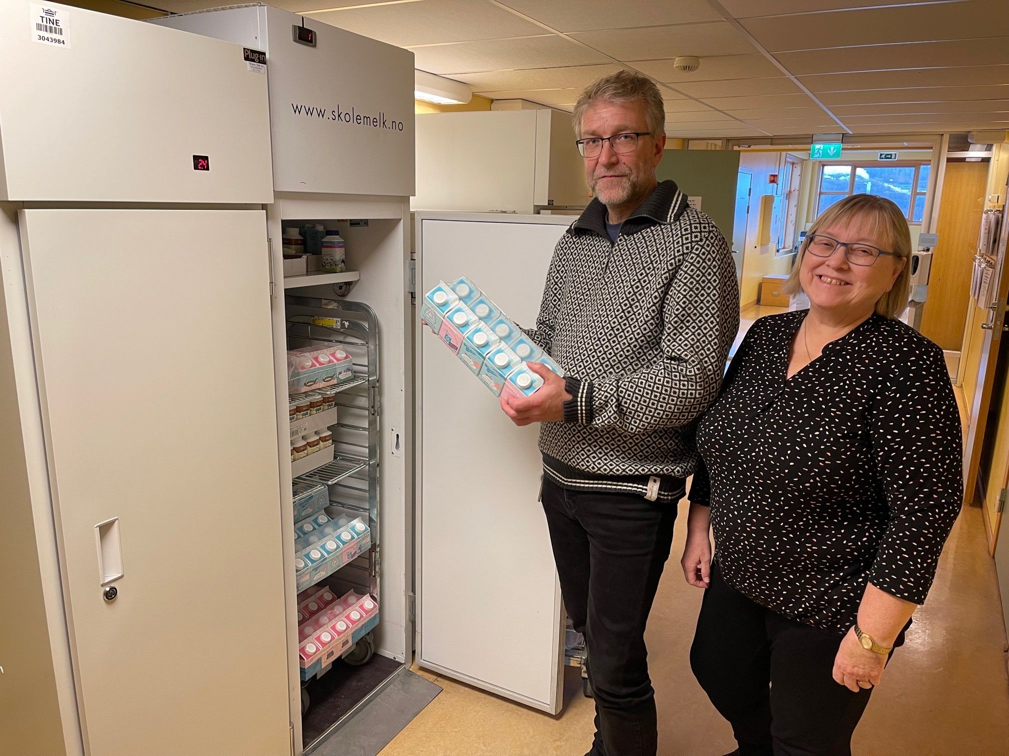 Drar ut kontakten på tirsdag, slutt på skolemelka - ht.no