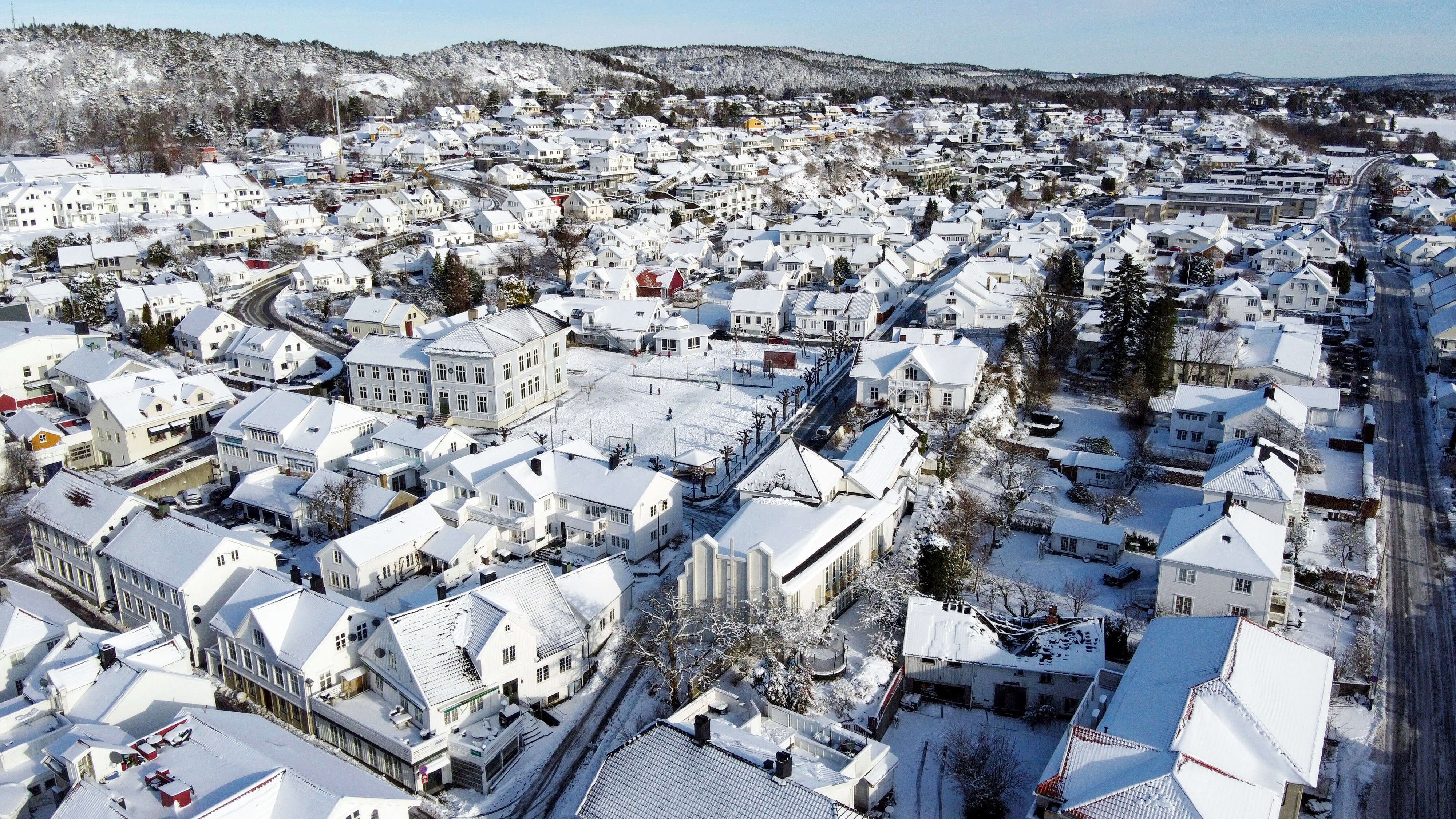 Mer snø kan være på vei – og dette sier meteorologen om hvit jul - lp.no