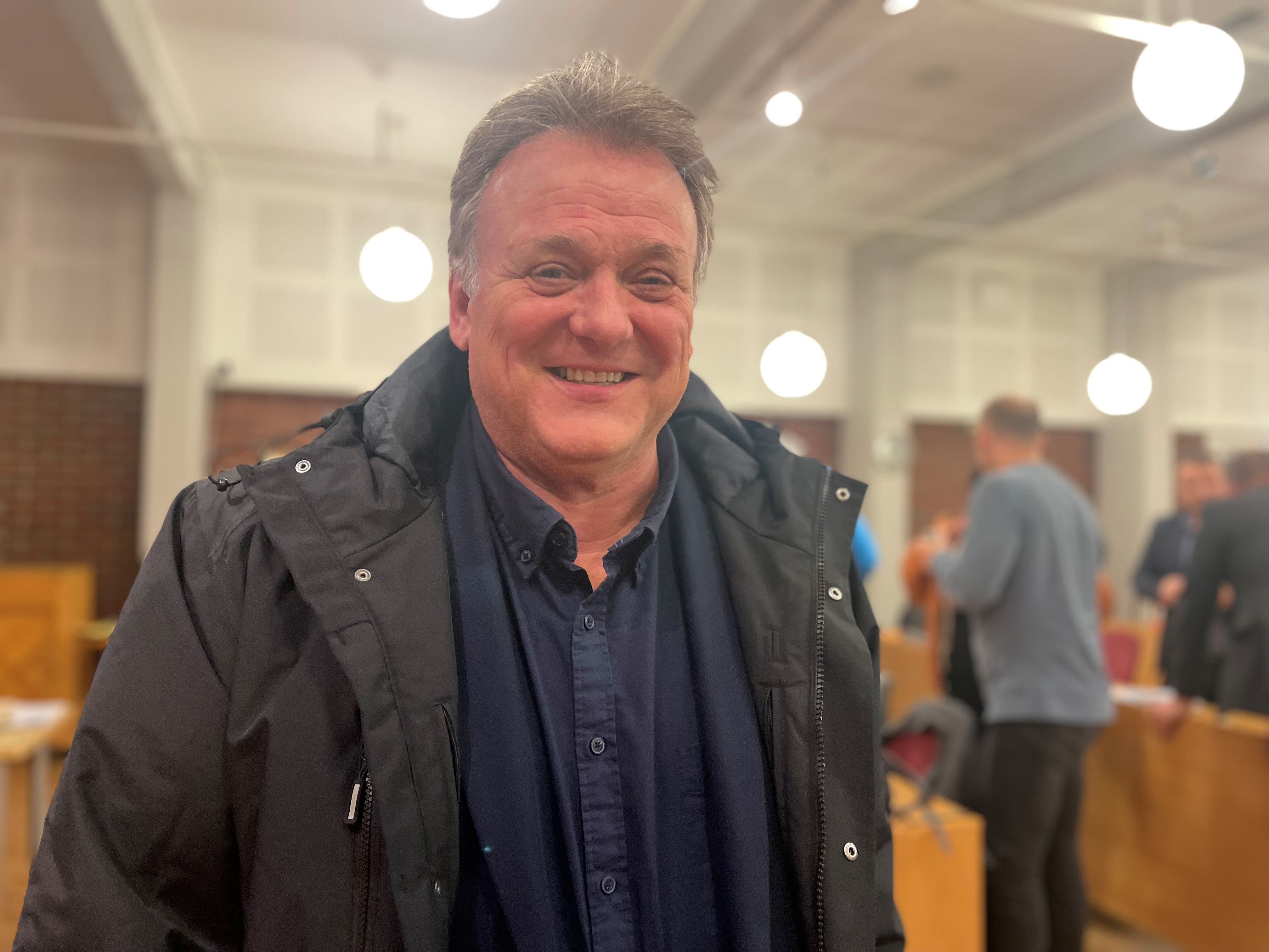 Geir presenterte løsning på et uventet problem: – Pendlerparkeringen er ...