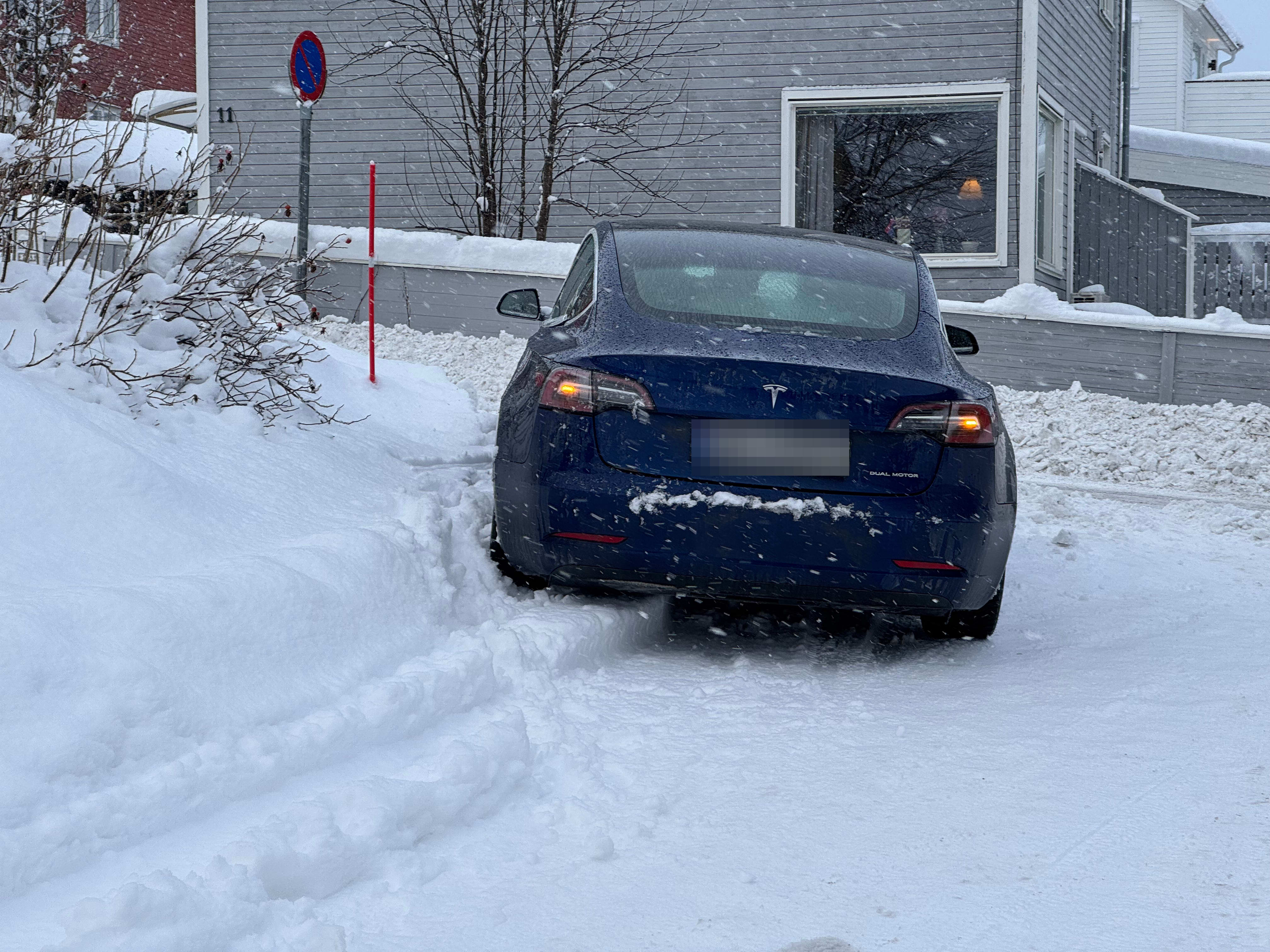 Fotgjenger truffet av bil - itromso.no