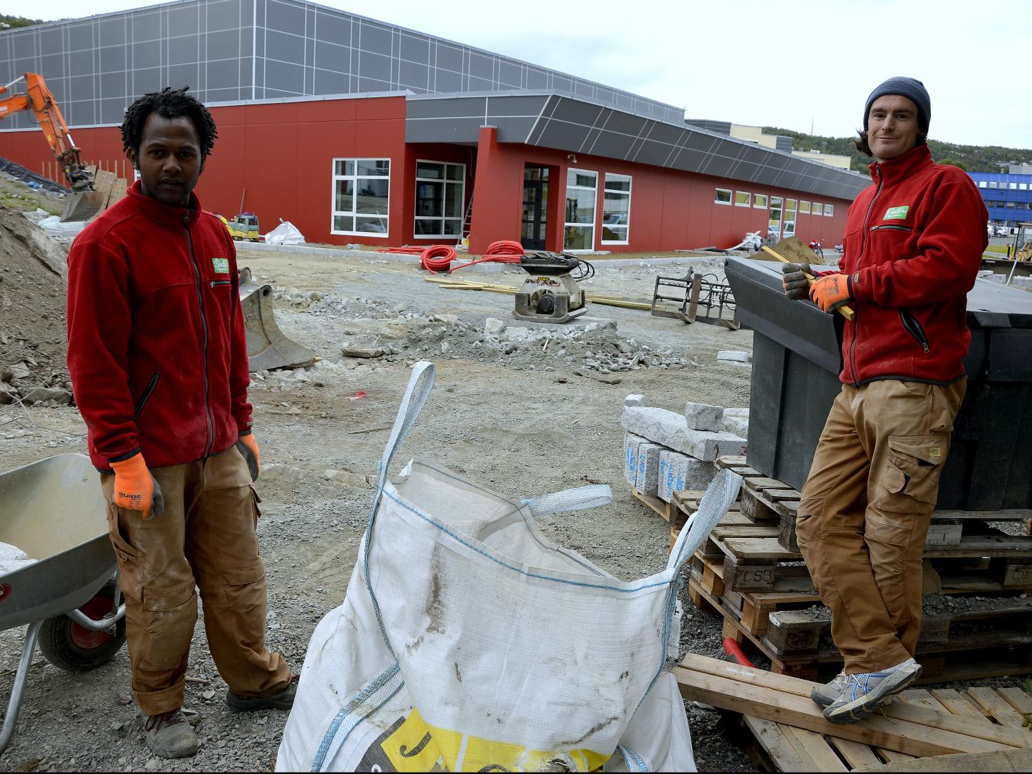 Ferske steinleggere - ht.no