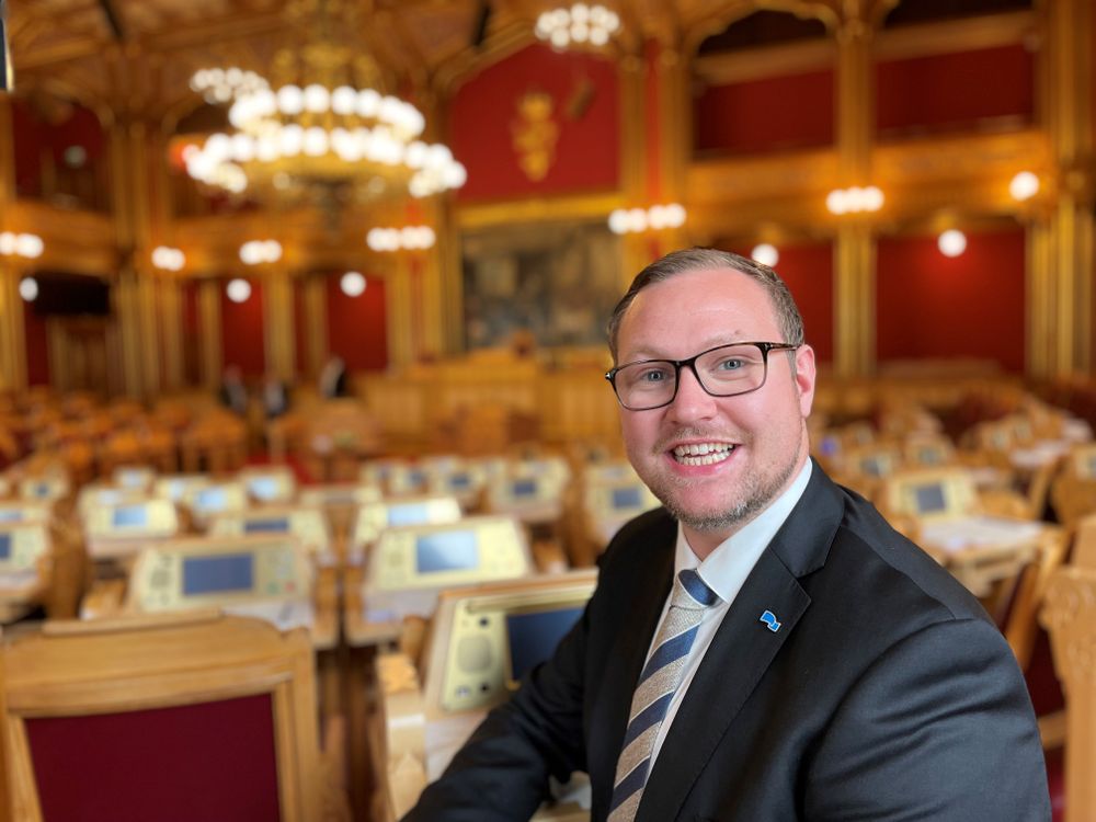 Erlend Svardal Bøe inn i helse- og omsorgskomiteen på Stortinget. Dette ... Erlend Svardal Bøe inn i helse- og omsorgskomiteen på Stortinget. Dette ...