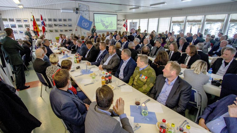 Forsvaret hedret UNIFIL-veteraner - smp.no Forsvaret hedret UNIFIL-veteraner - smp.no