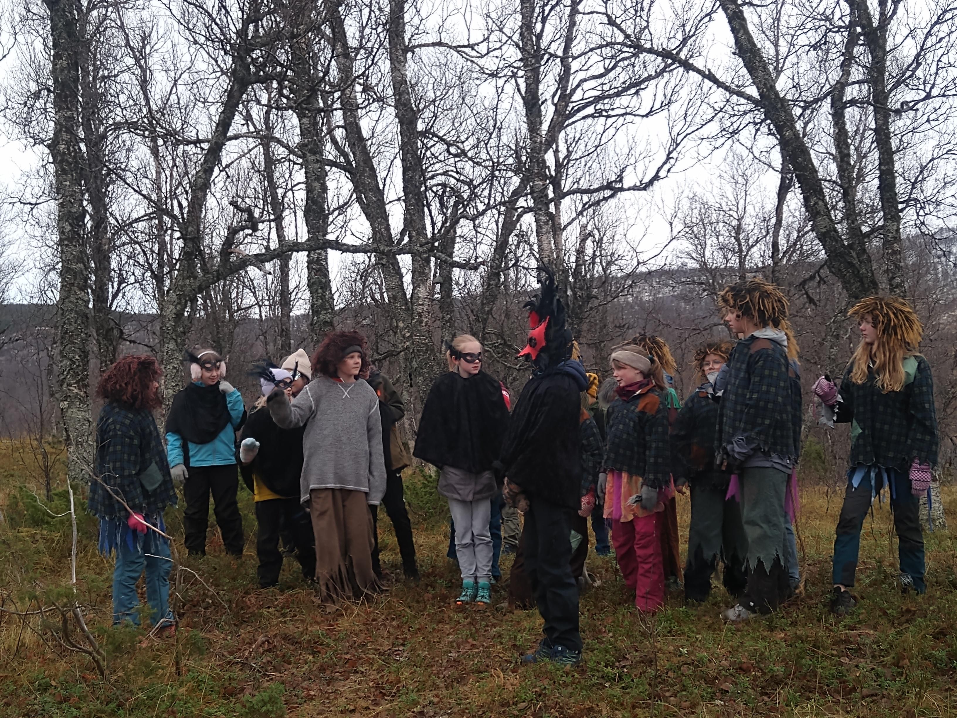 Inviterer til vandreteater i Trollskogen - folkebladet.no