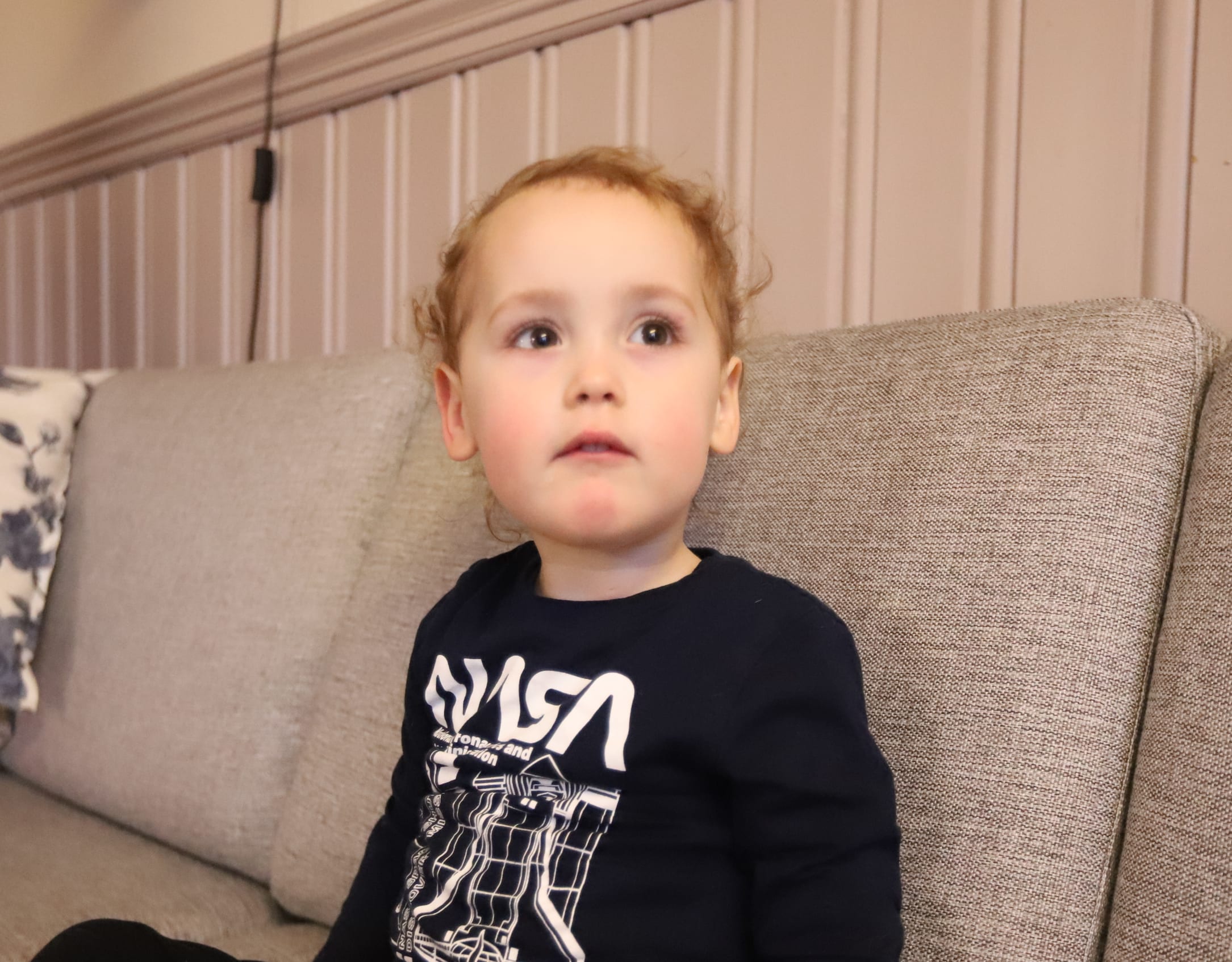 Emilian Olai (2) ble bevisstløs på kjøreturen hjem fra legevakta - ht.no