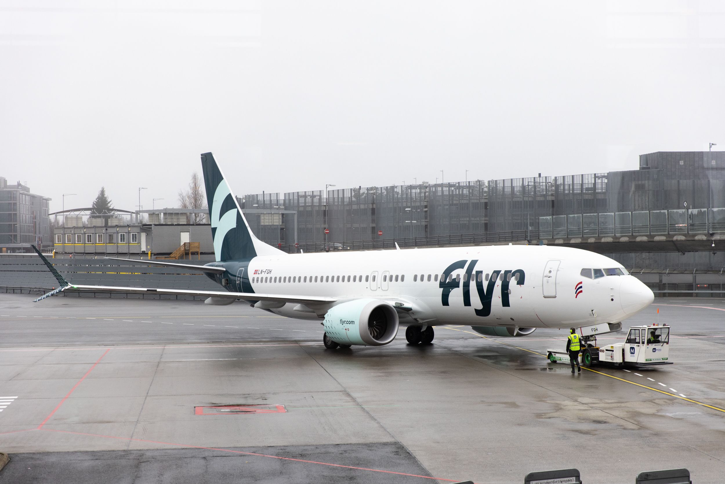 Flyr-sjefen går av - adressa.no